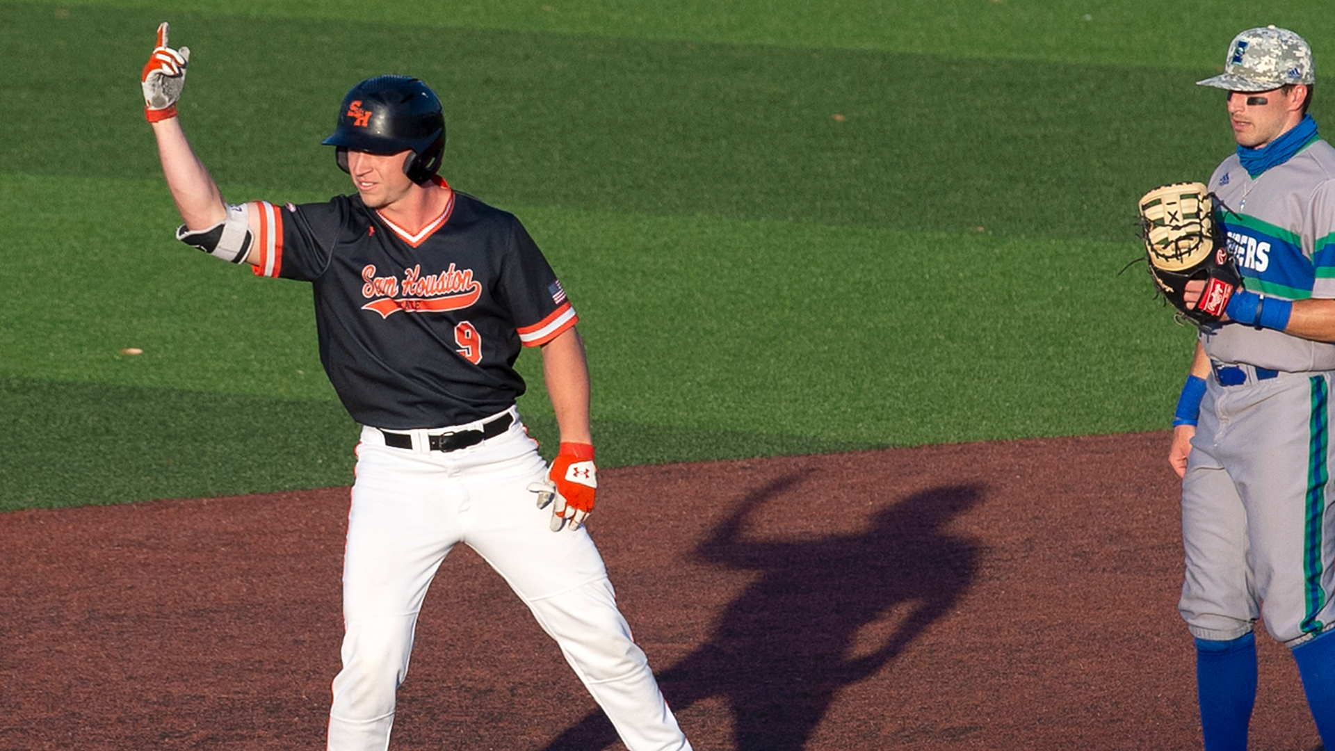 Kats split doubleheader against AMCC - Sam Houston