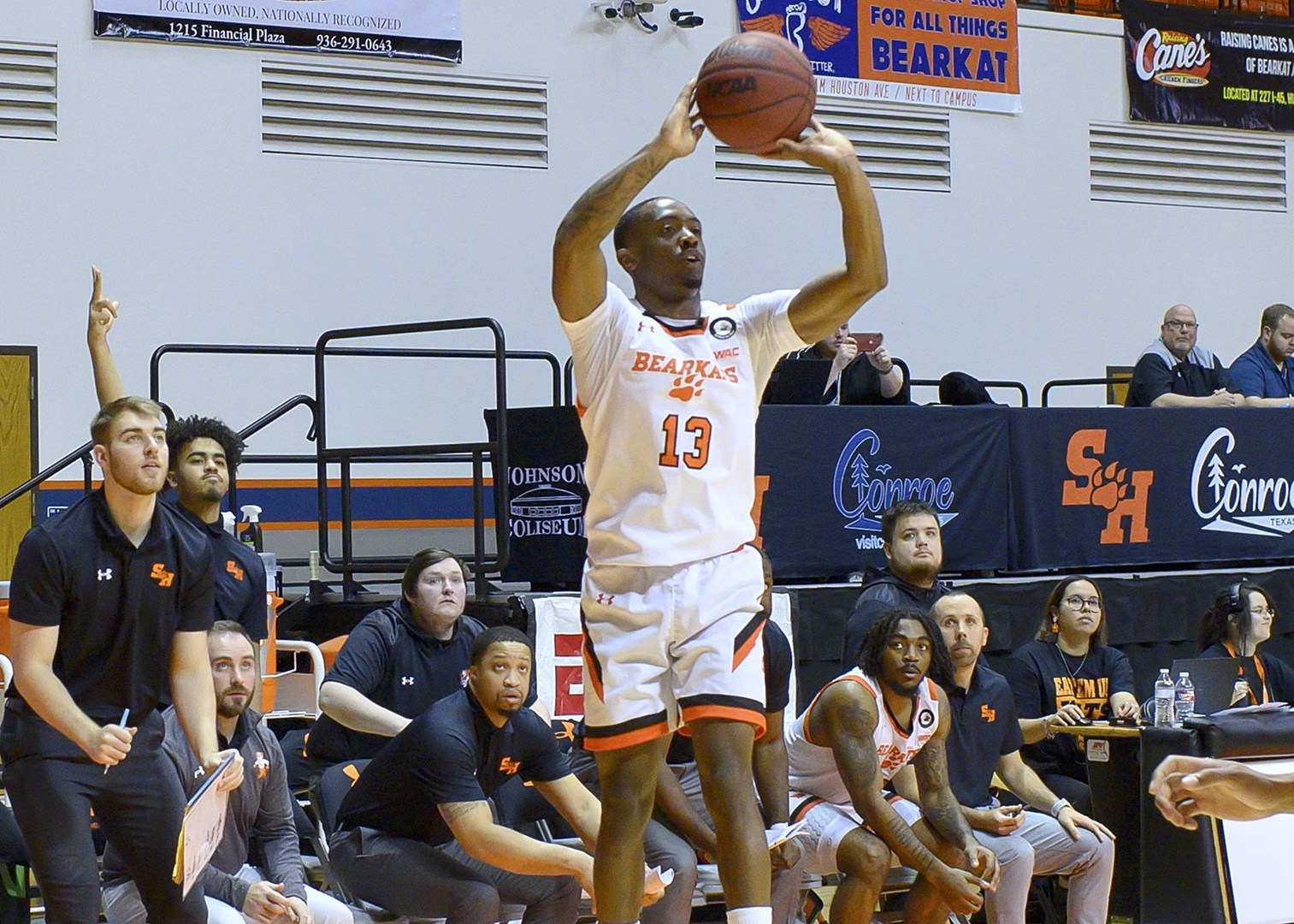 Kats stay hot, drop Grand Canyon - Sam Houston