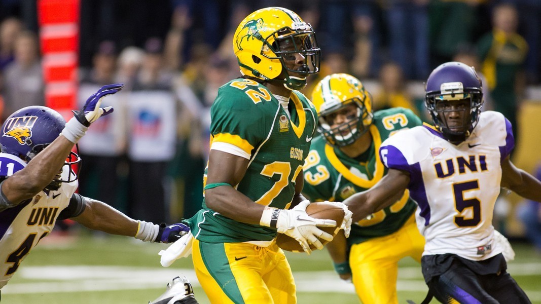 Sam Ojuri - 2013 - Football - NDSU
