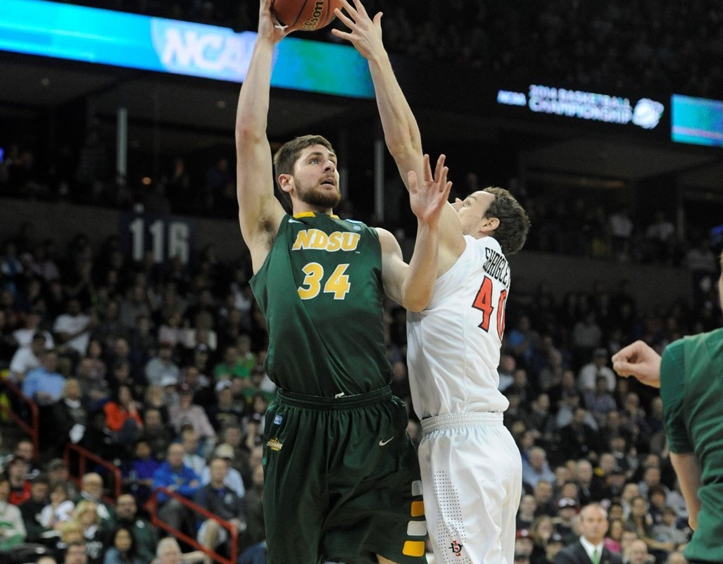 Chris Kading - 2015-16 - Men's Basketball - NDSU