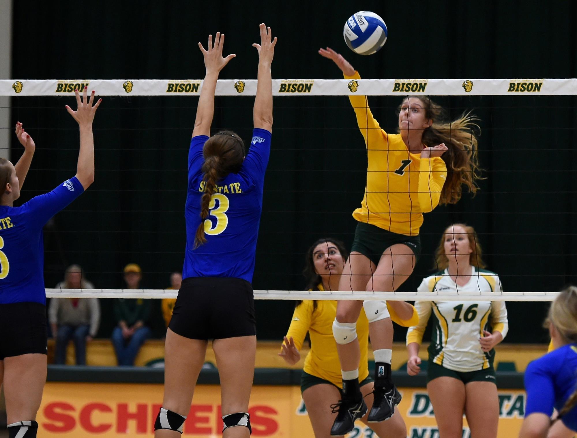 Jessica Jorgensen - 2017 - Women's Volleyball - NDSU