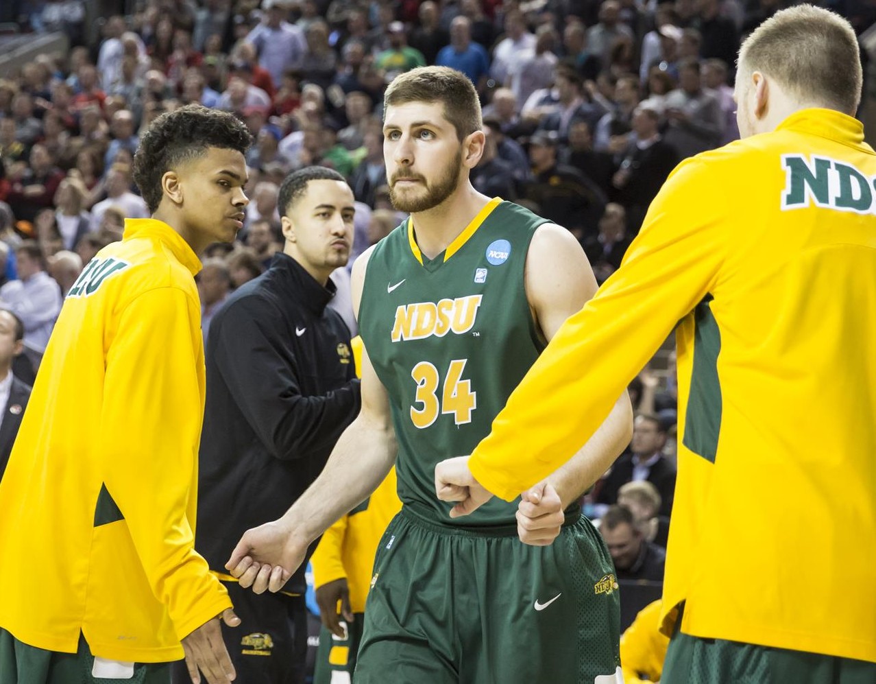 Chris Kading - 2015-16 - Men's Basketball - NDSU