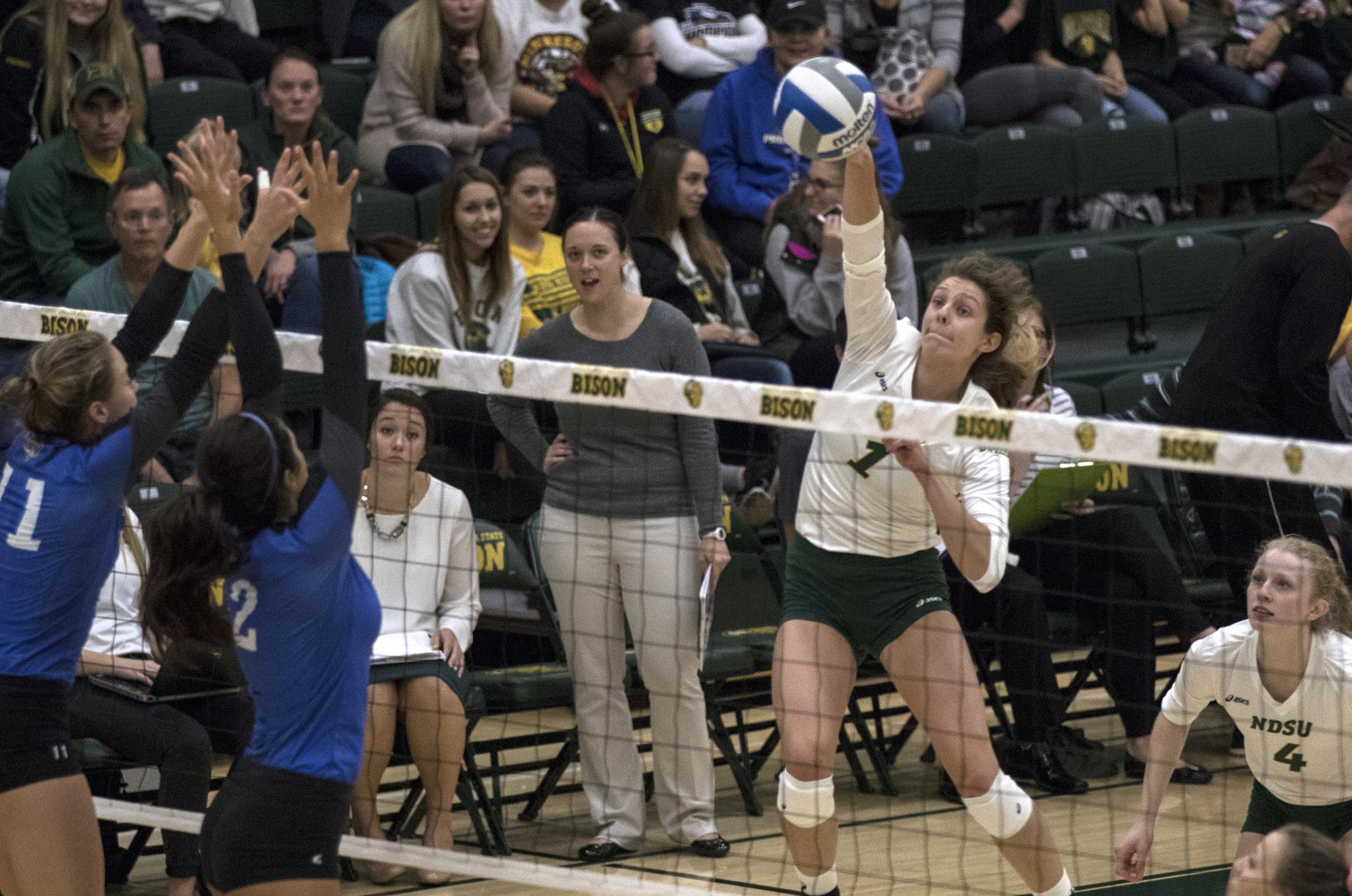 Jessica Jorgensen - 2017 - Women's Volleyball - NDSU