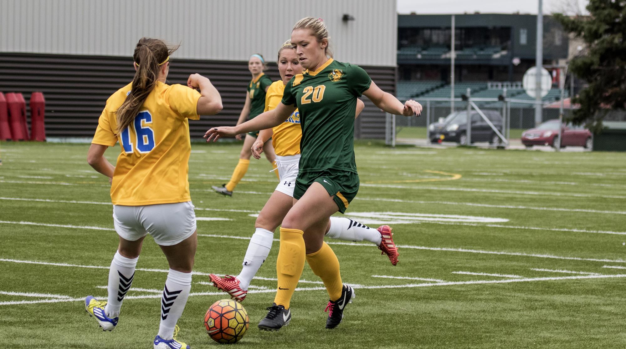 Britney Monteon - 2017 - Women's Soccer - NDSU