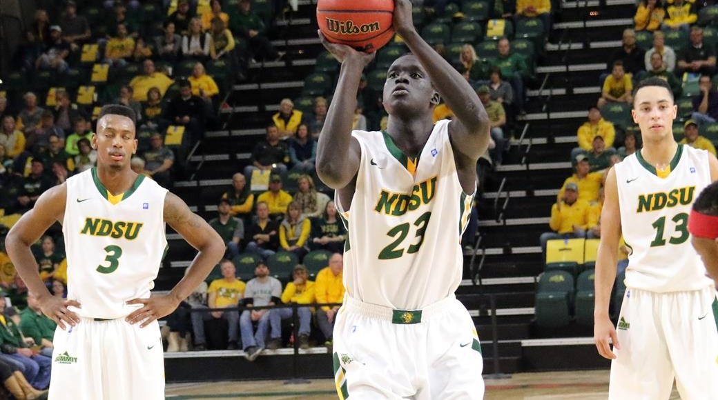 Deng Geu - 2018-19 - Men's Basketball - NDSU
