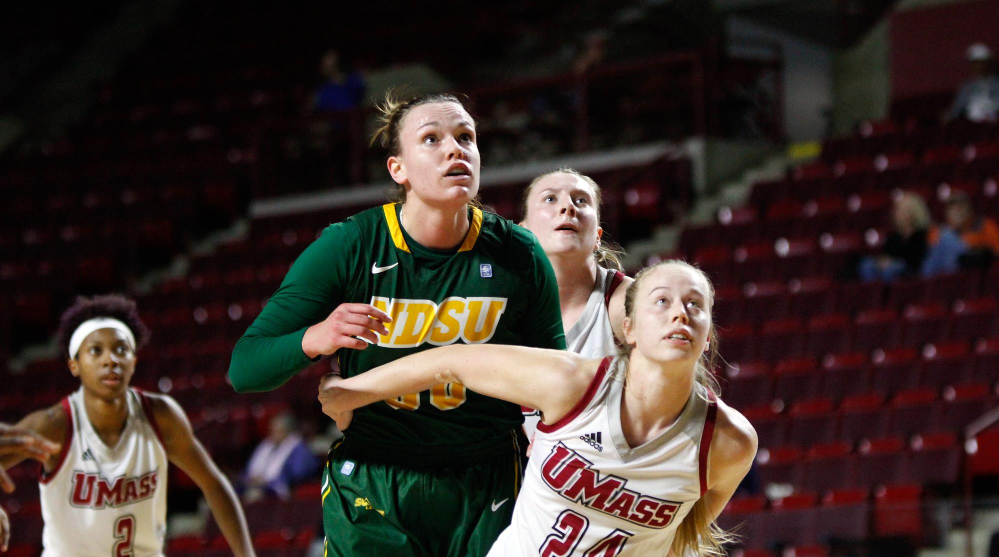 Emily Spier - 2016-17 - Women's Basketball - NDSU