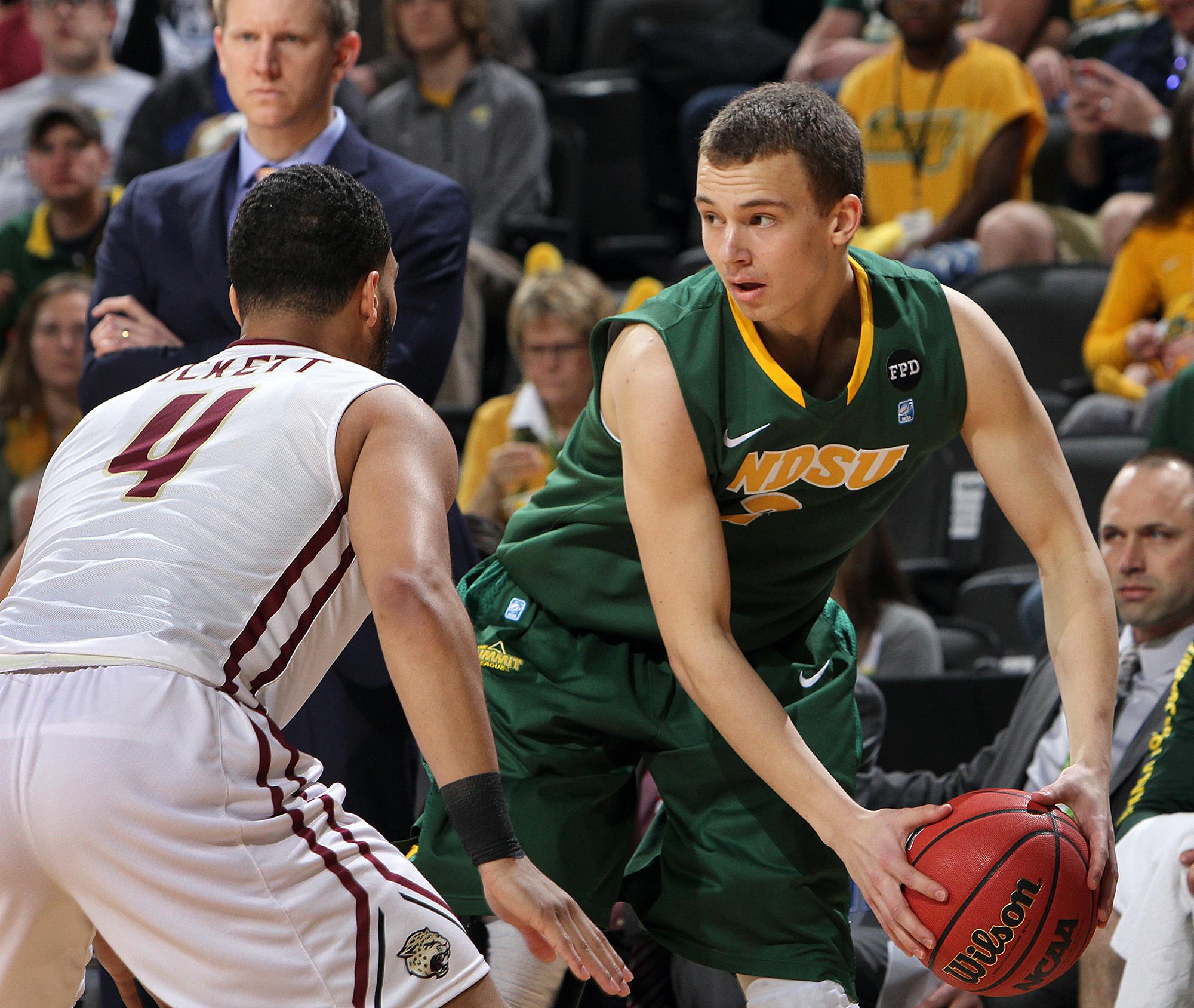 Paul Miller - 2017-18 - Men's Basketball - NDSU