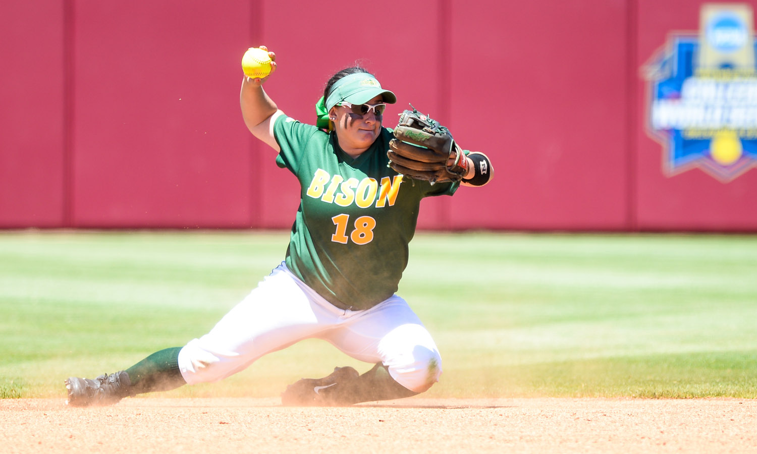 Zoe Stavrou - 2019 - Softball - NDSU