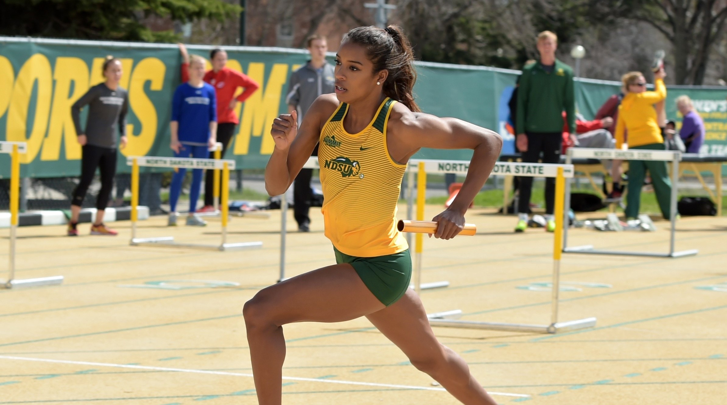 Alexis Woods - 2018 - Women's Track and Field - NDSU