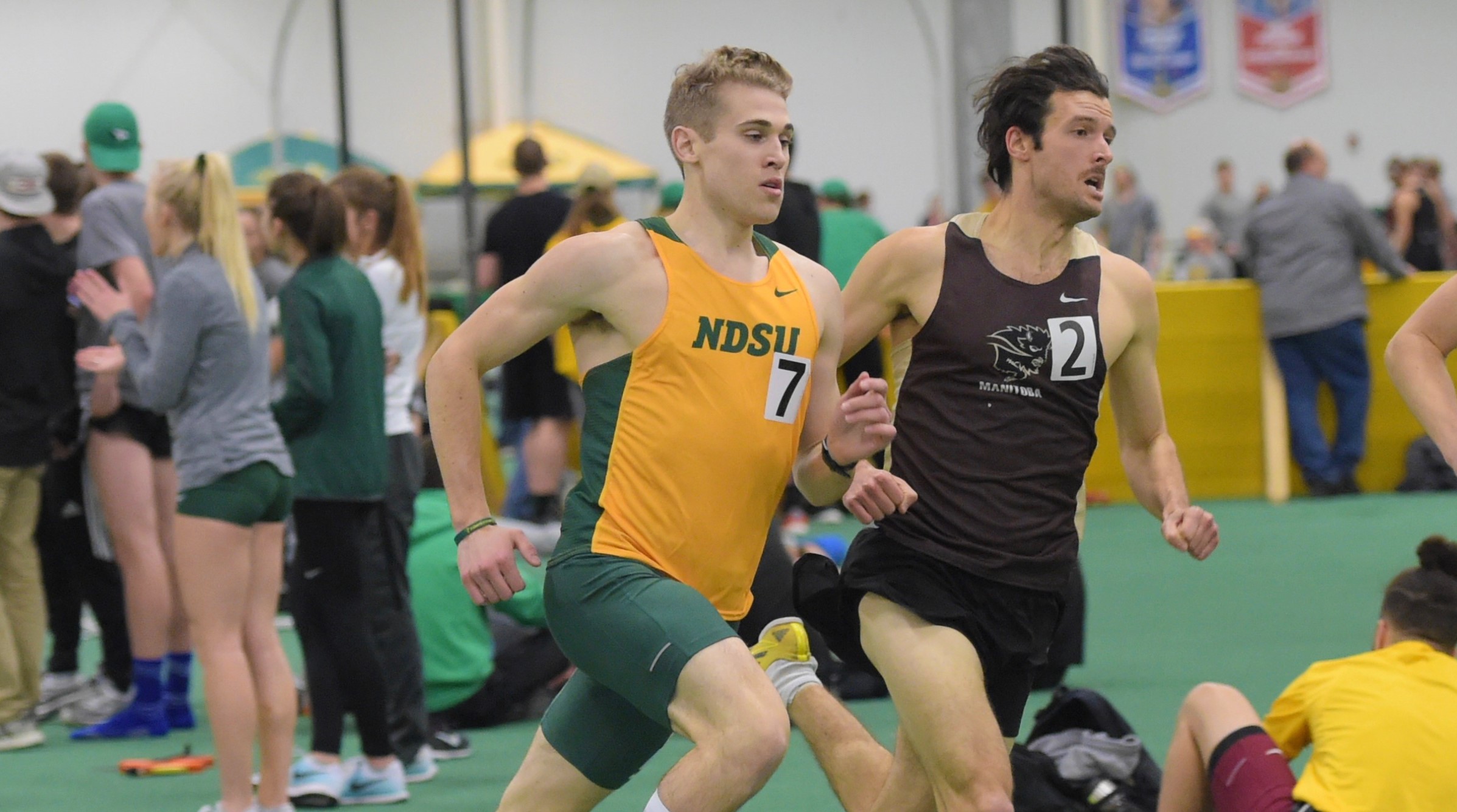 Warwick Breaks NDSU 600m Record at Jack Johnson Classic - NDSU