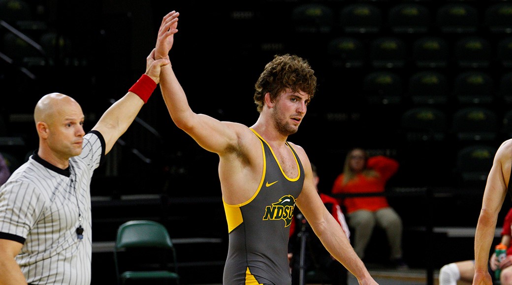 Tyler McNutt - 2018-19 - Wrestling - NDSU