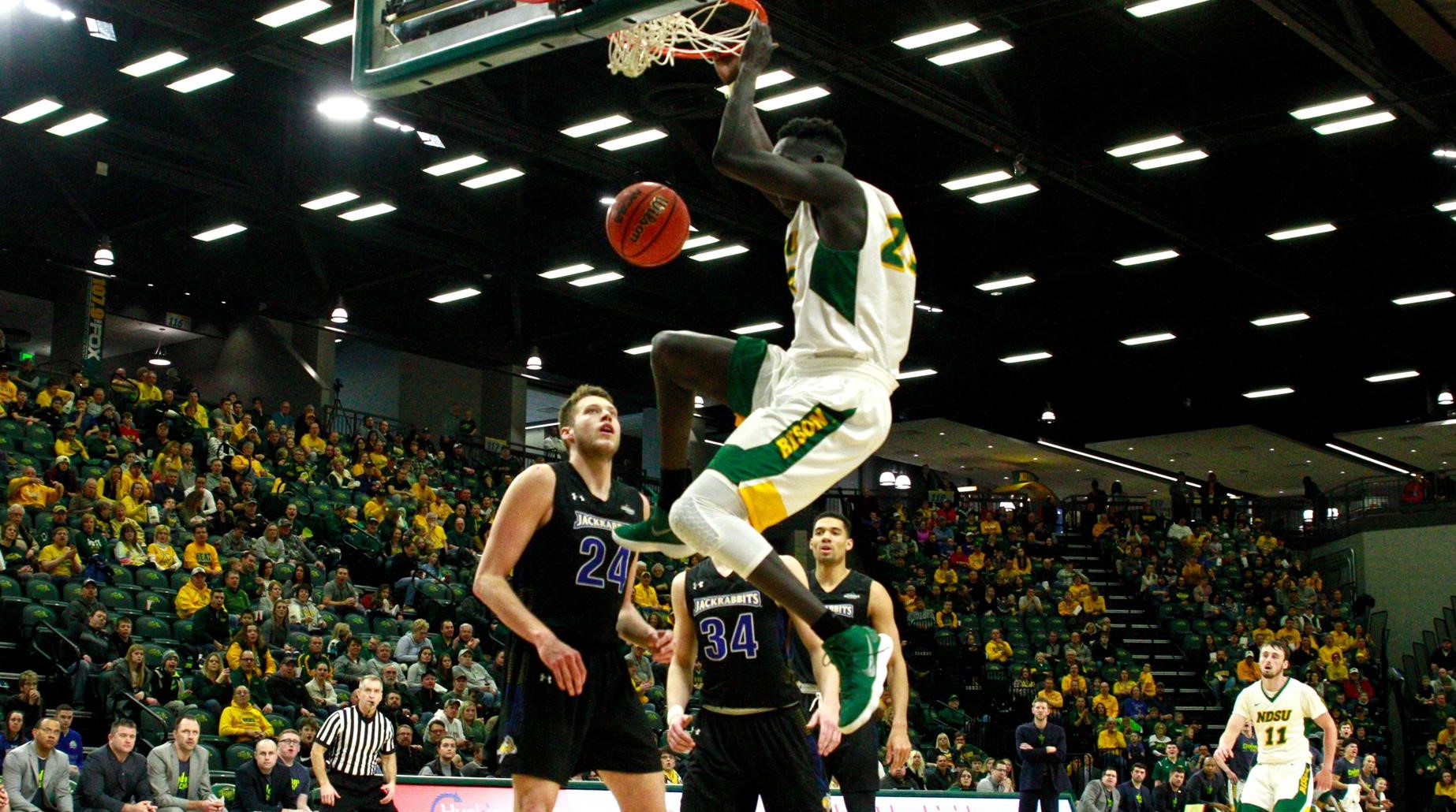 Deng Geu - 2018-19 - Men's Basketball - NDSU