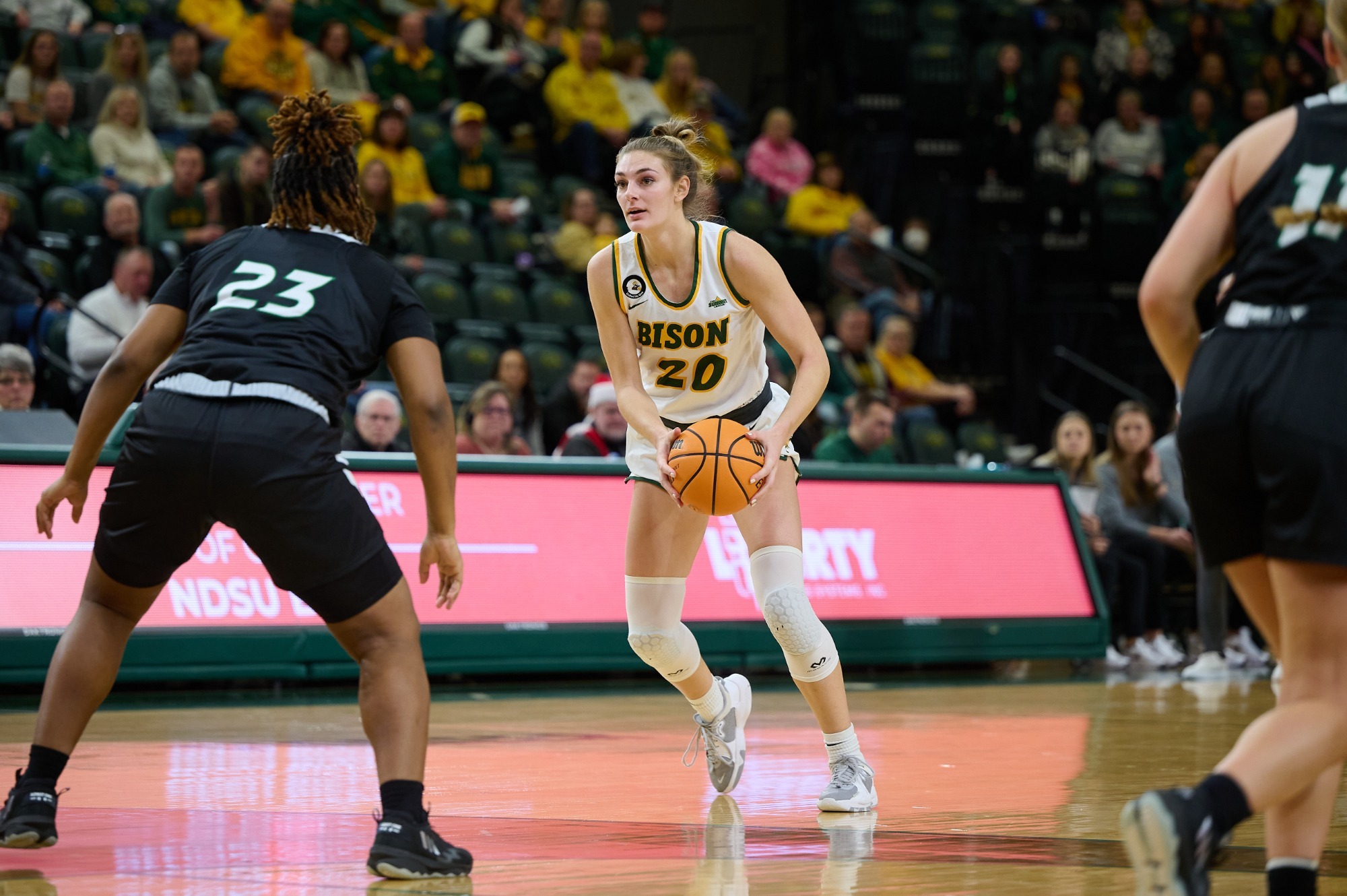 Emily Behnke - 2022-23 - Women's Basketball - NDSU