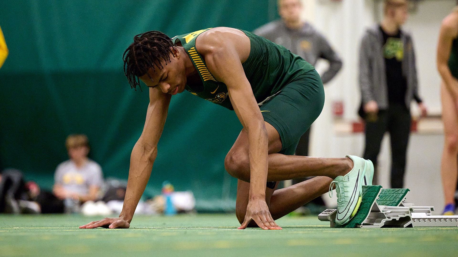 Khamarly Holmes - 2024 - Men's Track and Field - NDSU