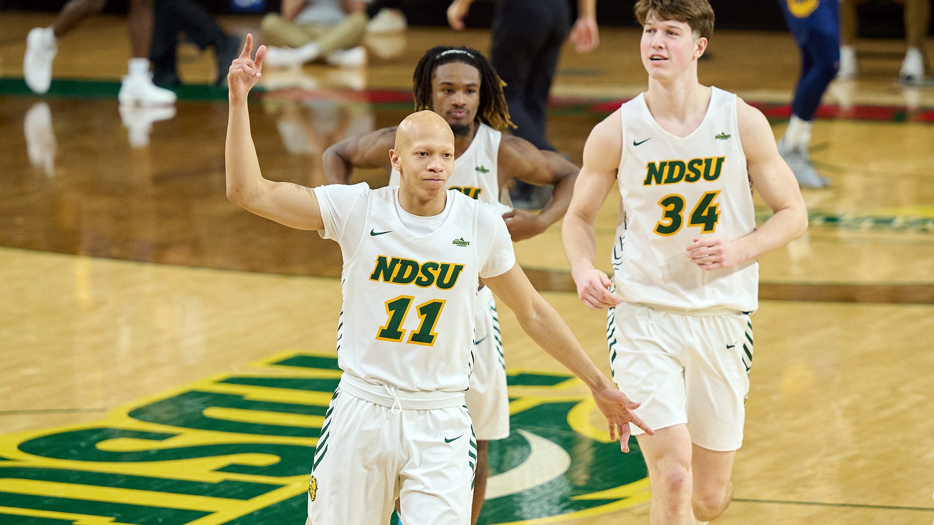 Bison Men Voted 3rd in Summit League Poll; White Named to Preseason All ...