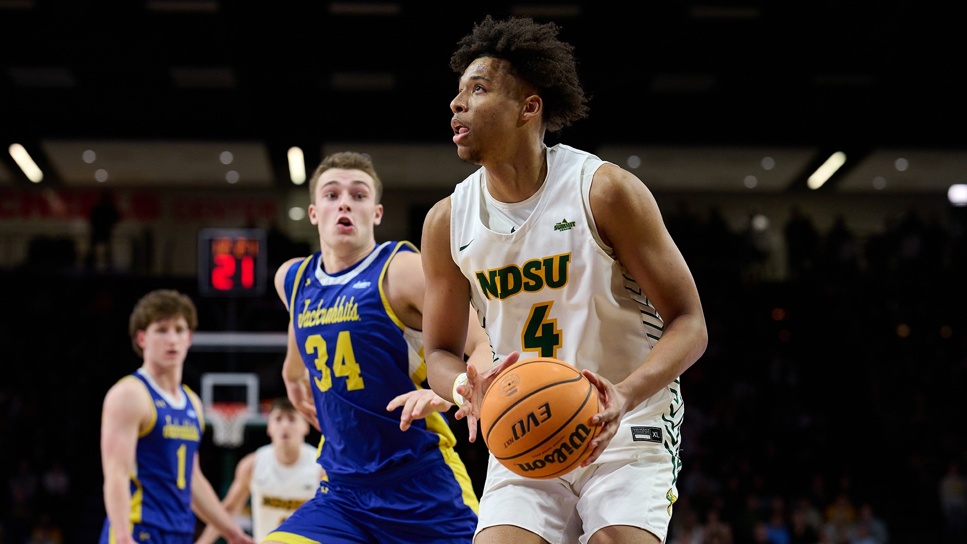 Bison Travel to Take on SDSU, UND this Week - NDSU