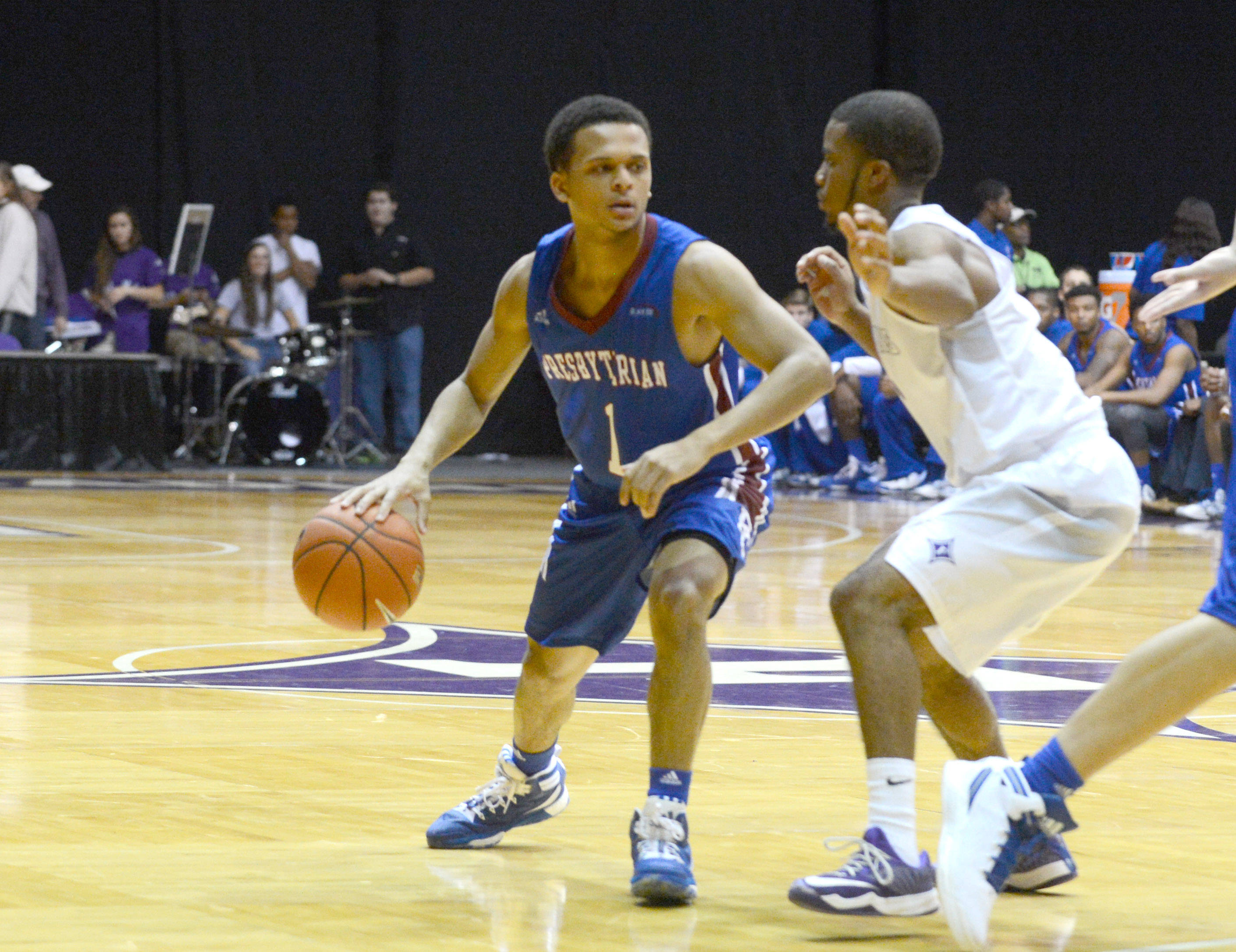 Blue Hose Come Away with 93-69 Win over Montreat - Presbyterian College