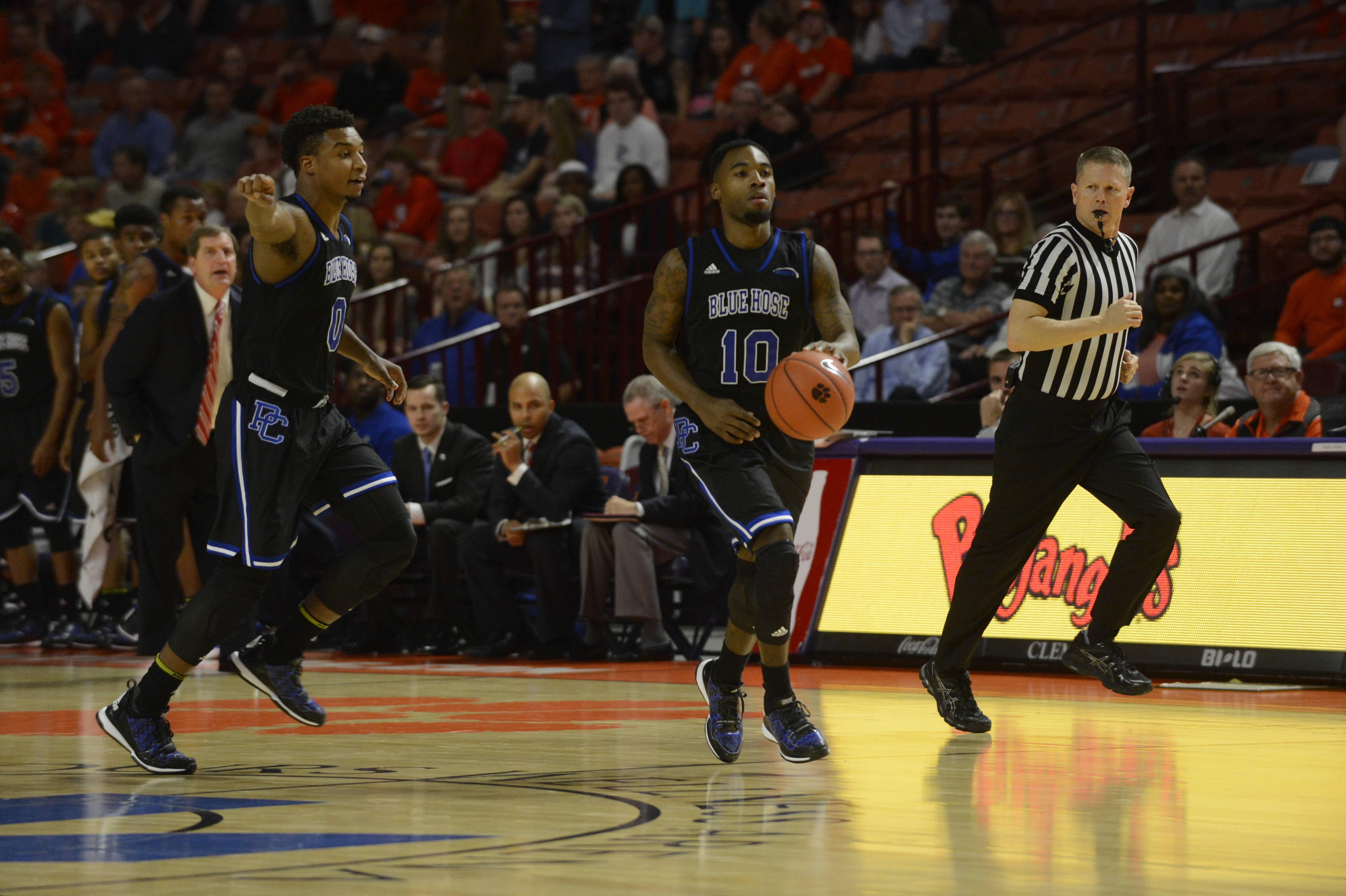 Blue Hose Edged by Chanticleers, 69-66 - Presbyterian College