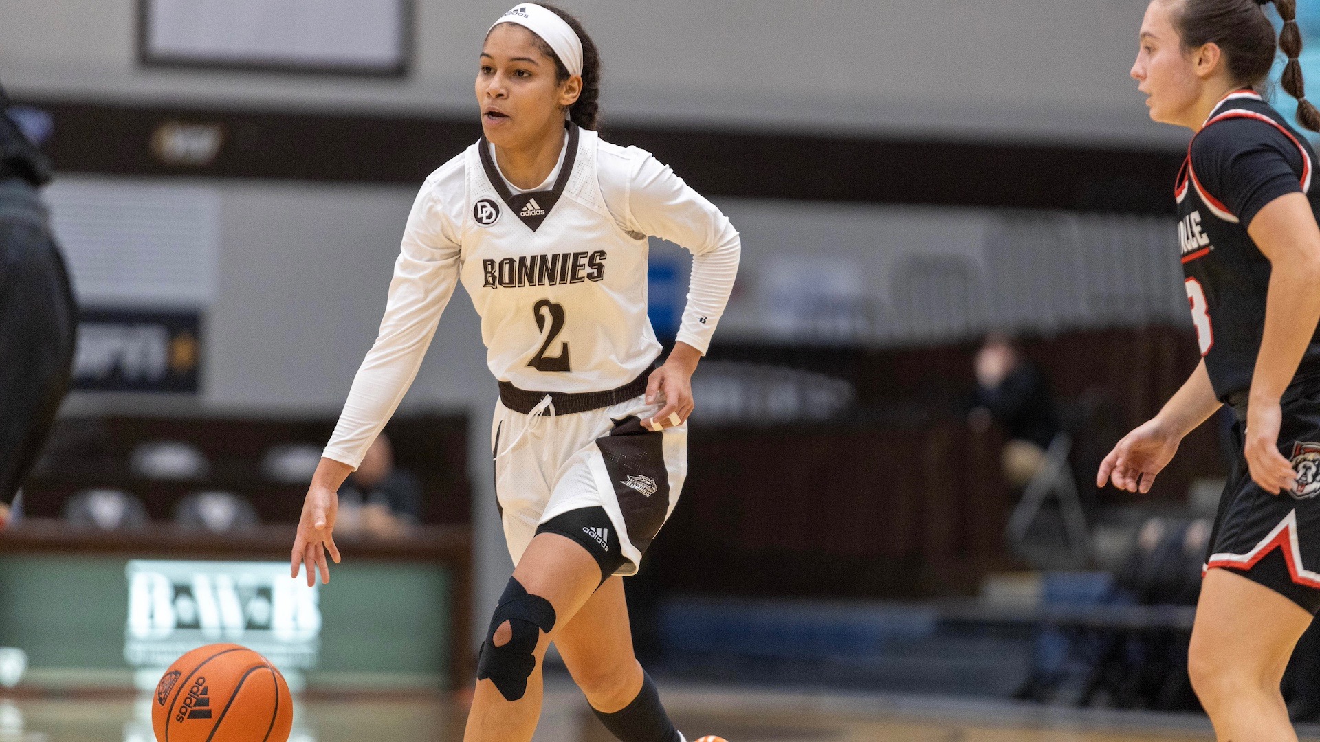 Strong Third Quarter Leads Bonnies Women's Basketball to Victory Over Loyola (MD) - St. Bonaventure