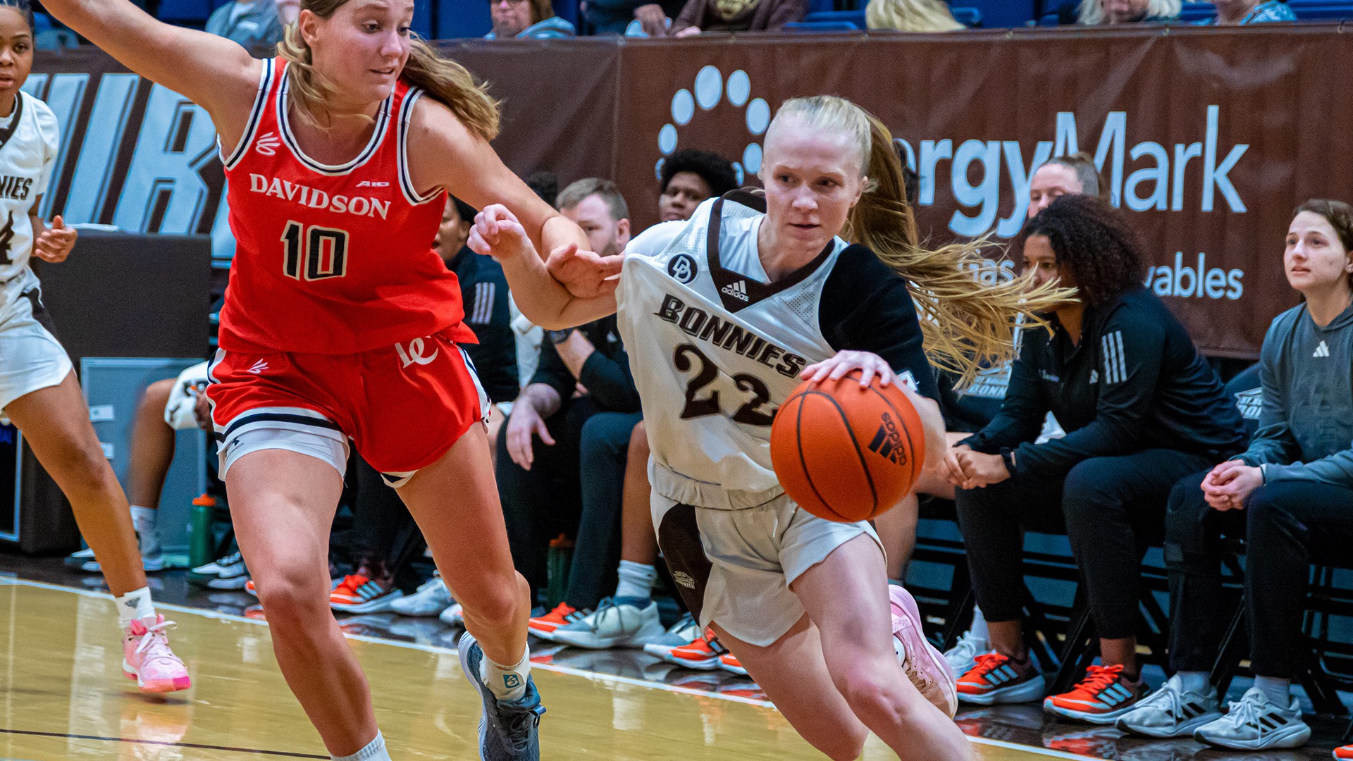 Haskell’s 21 Points Lead SBU as Wildcats Sneak Past Bonnies - St ...