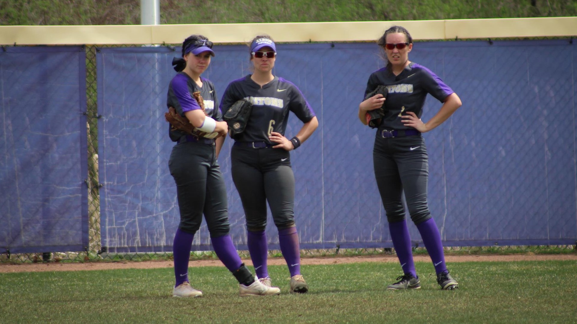 Softball stifled at Hope - Albion College