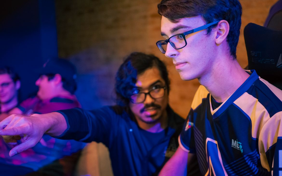 Esports takes on Indiana Wesleyan - Albion College