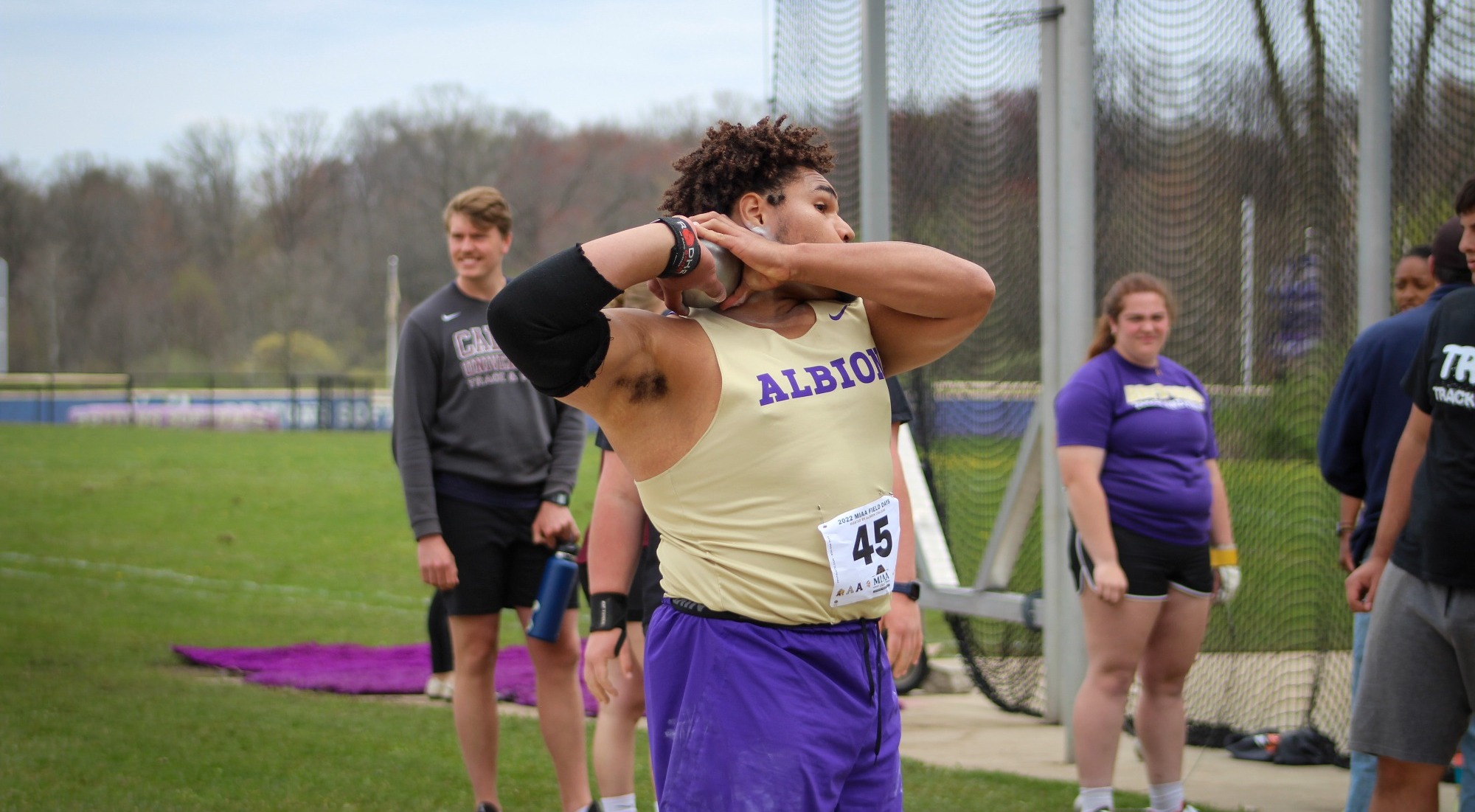 Track and field has great weekend in Indiana - Albion College
