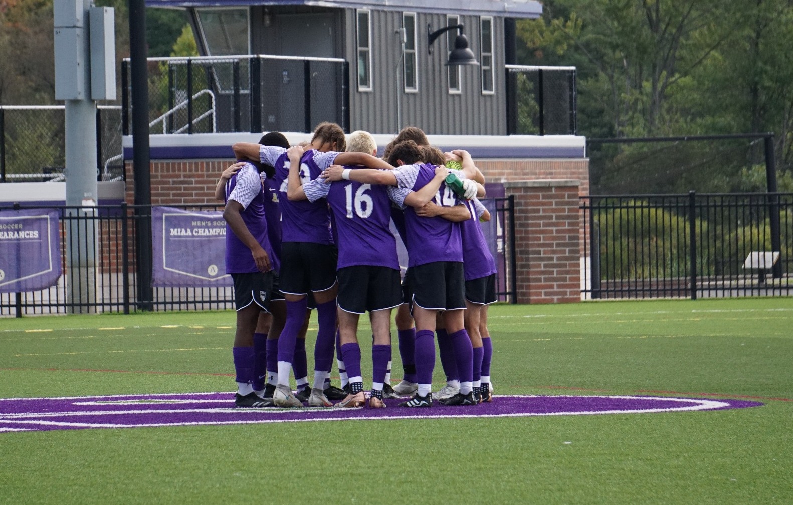 Men's soccer stumbles on the road - Albion College