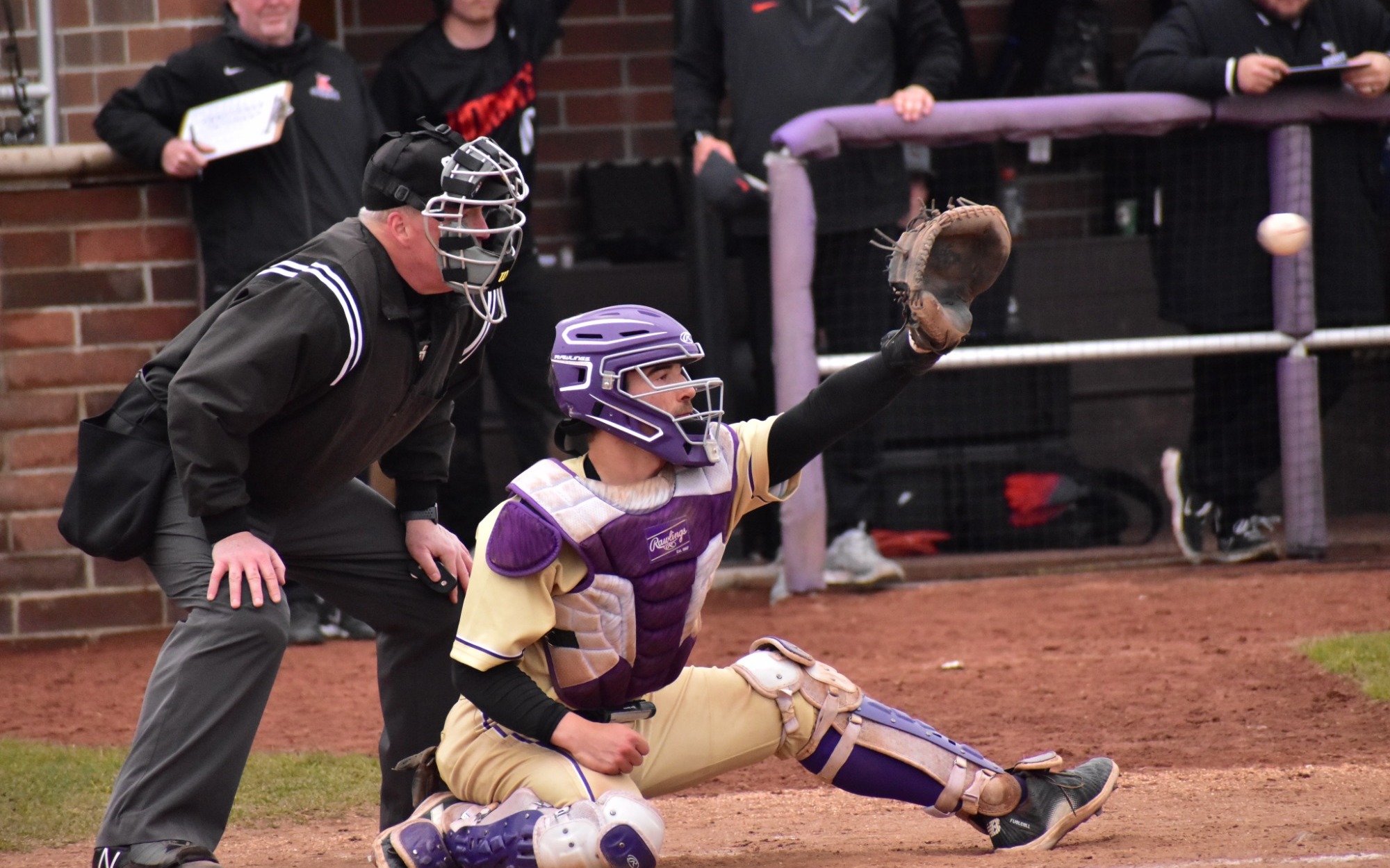 Kalamazoo tops baseball - Albion College