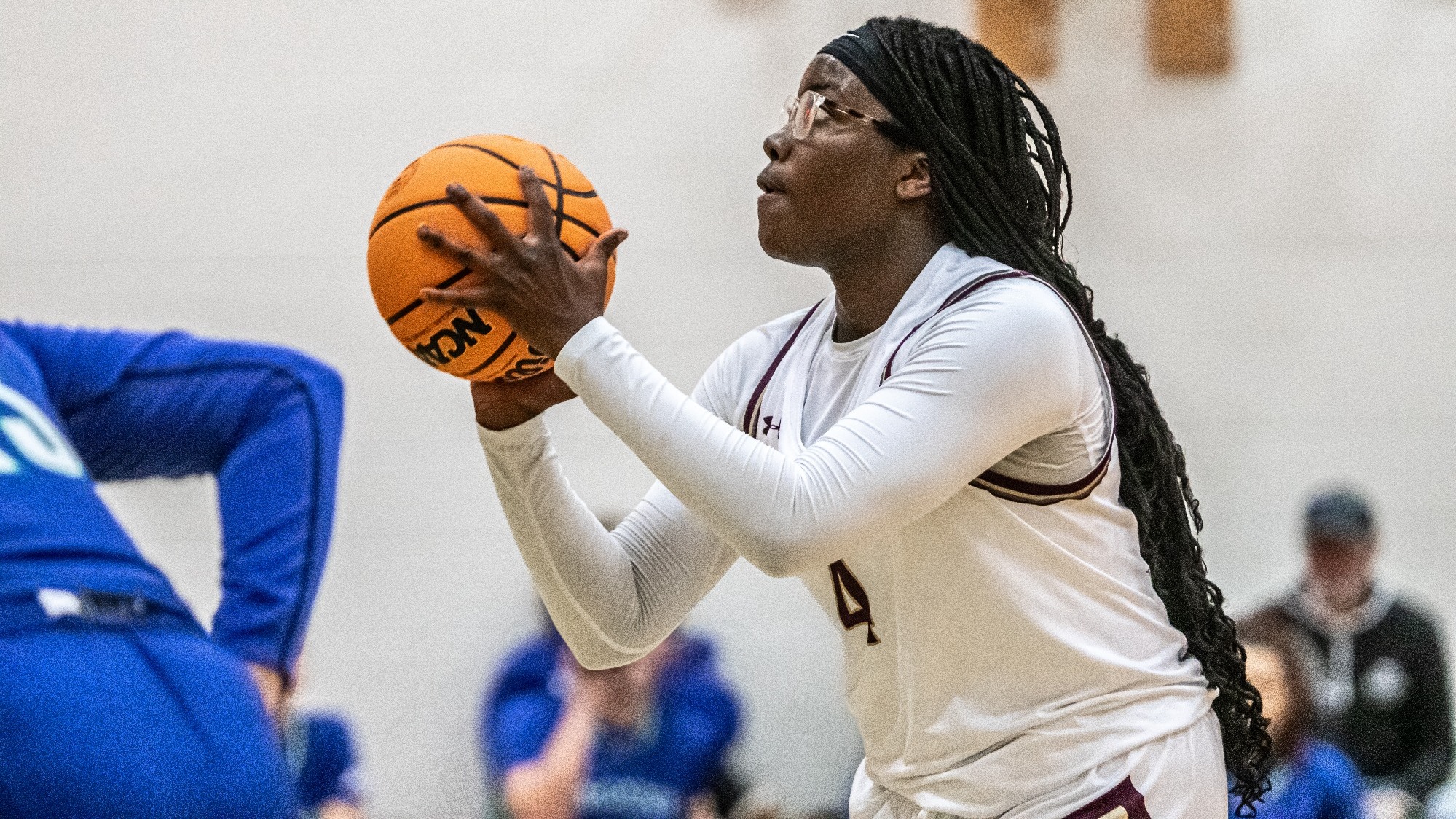 Women's Basketball Falls at Eastern Mennonite - The Apprentice School