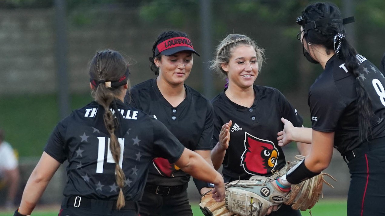 Softball Excels in the Classroom - University of Louisville Athletics