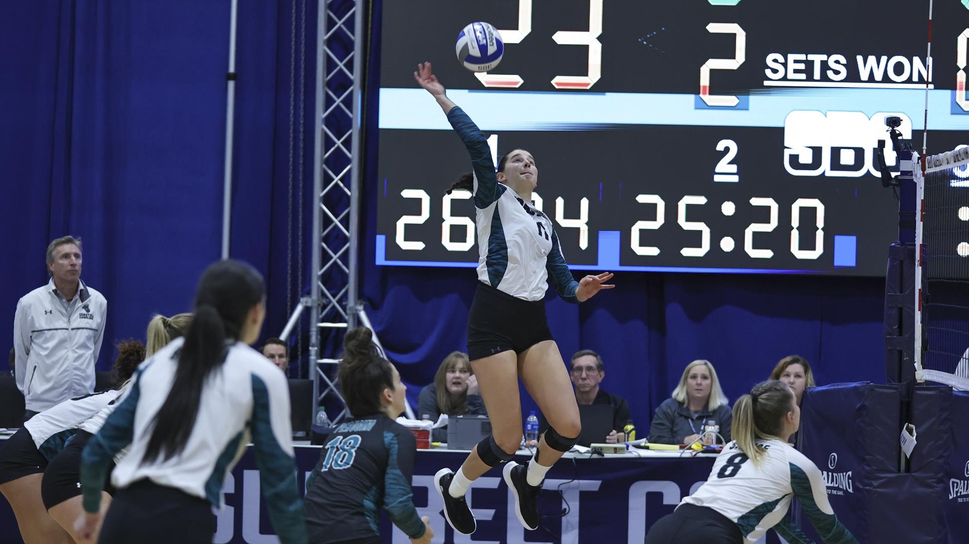 Cheyenne Jones - Women's Volleyball - Coastal Carolina University Athletics
