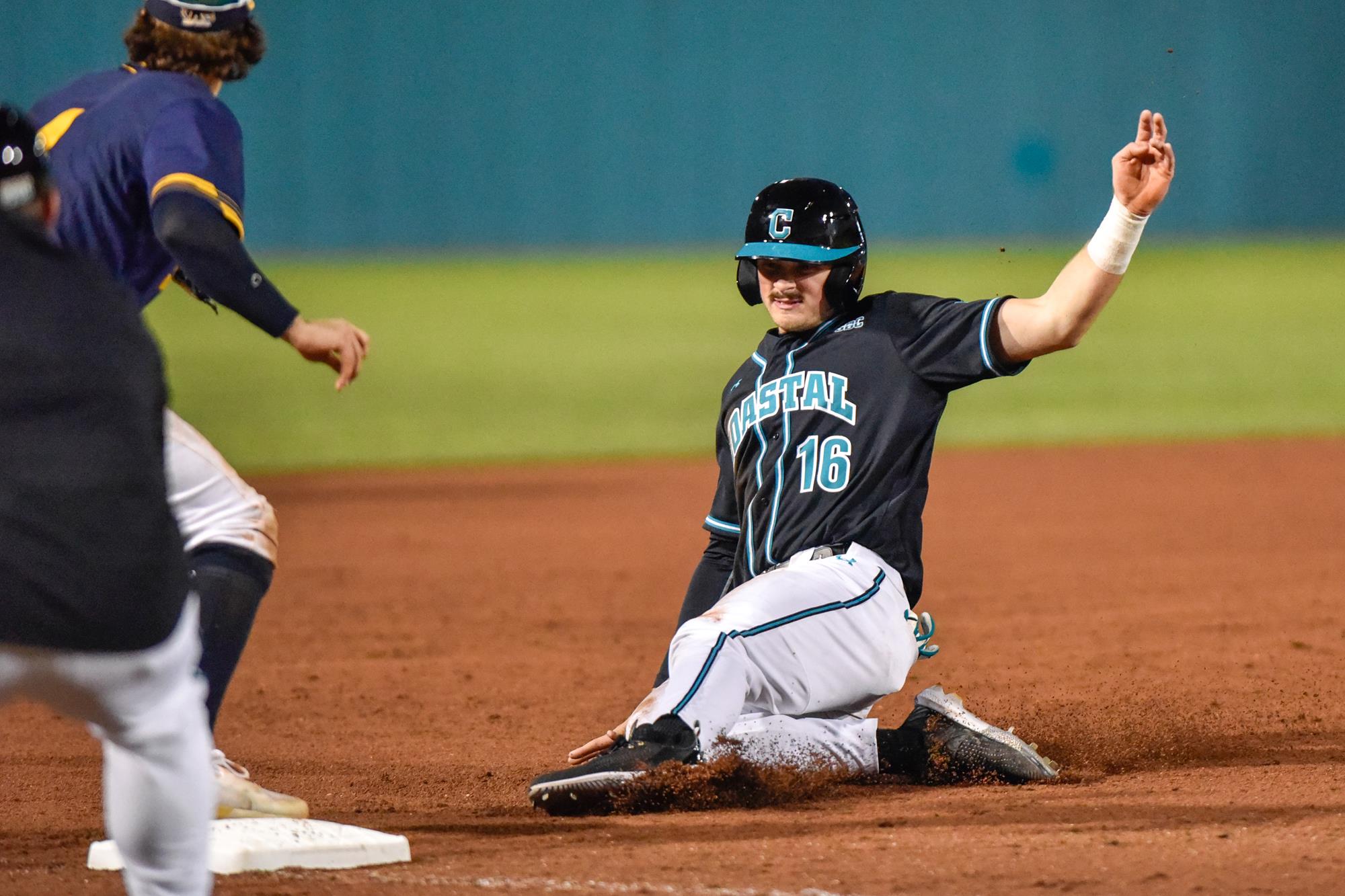 Zack Beach - Baseball - Coastal Carolina University Athletics