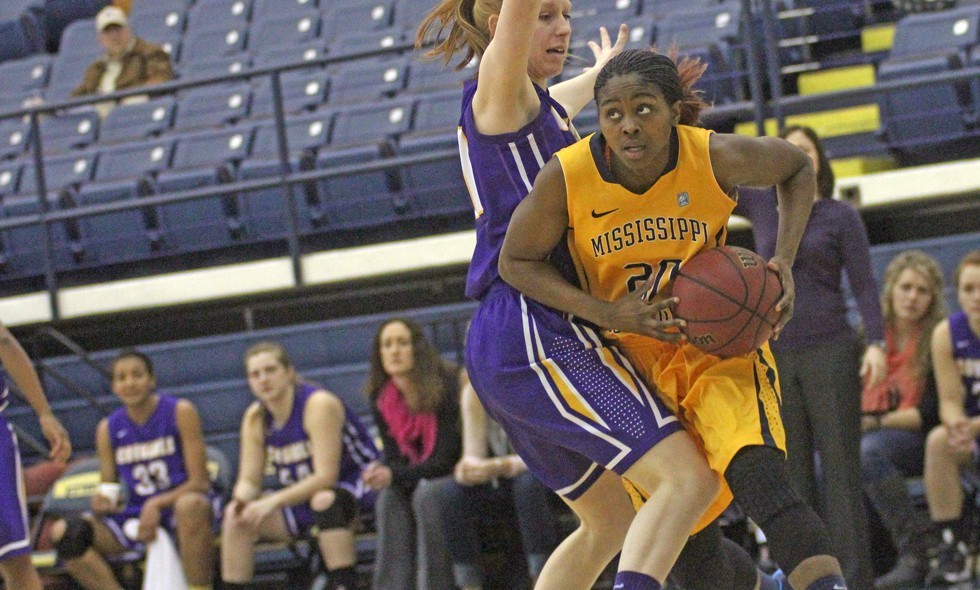 Dominique Walker - 2013-14 - Women's Basketball - Mississippi College ...