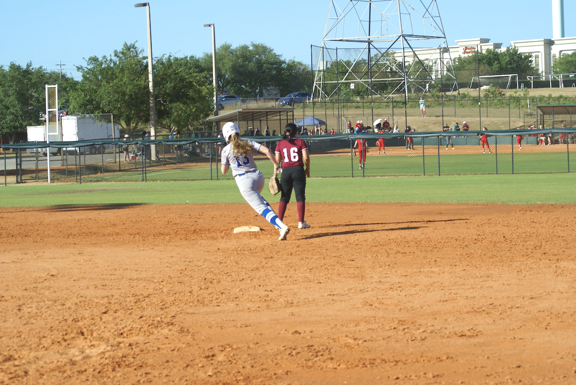 Colby Defeats Gustavus Adolphus College - Colby College