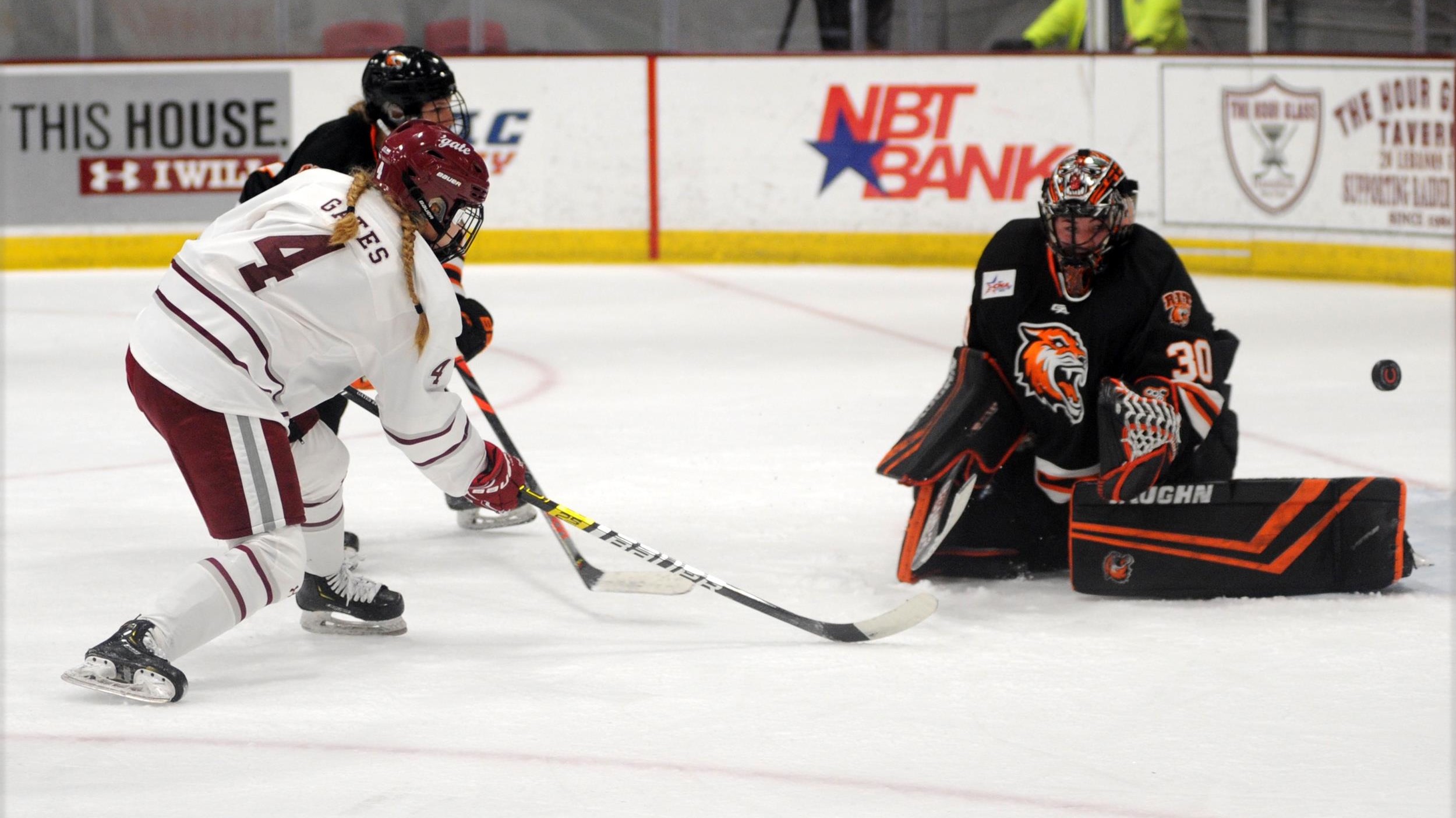 Tanner Gates - Women's Ice Hockey - Colgate University Athletics