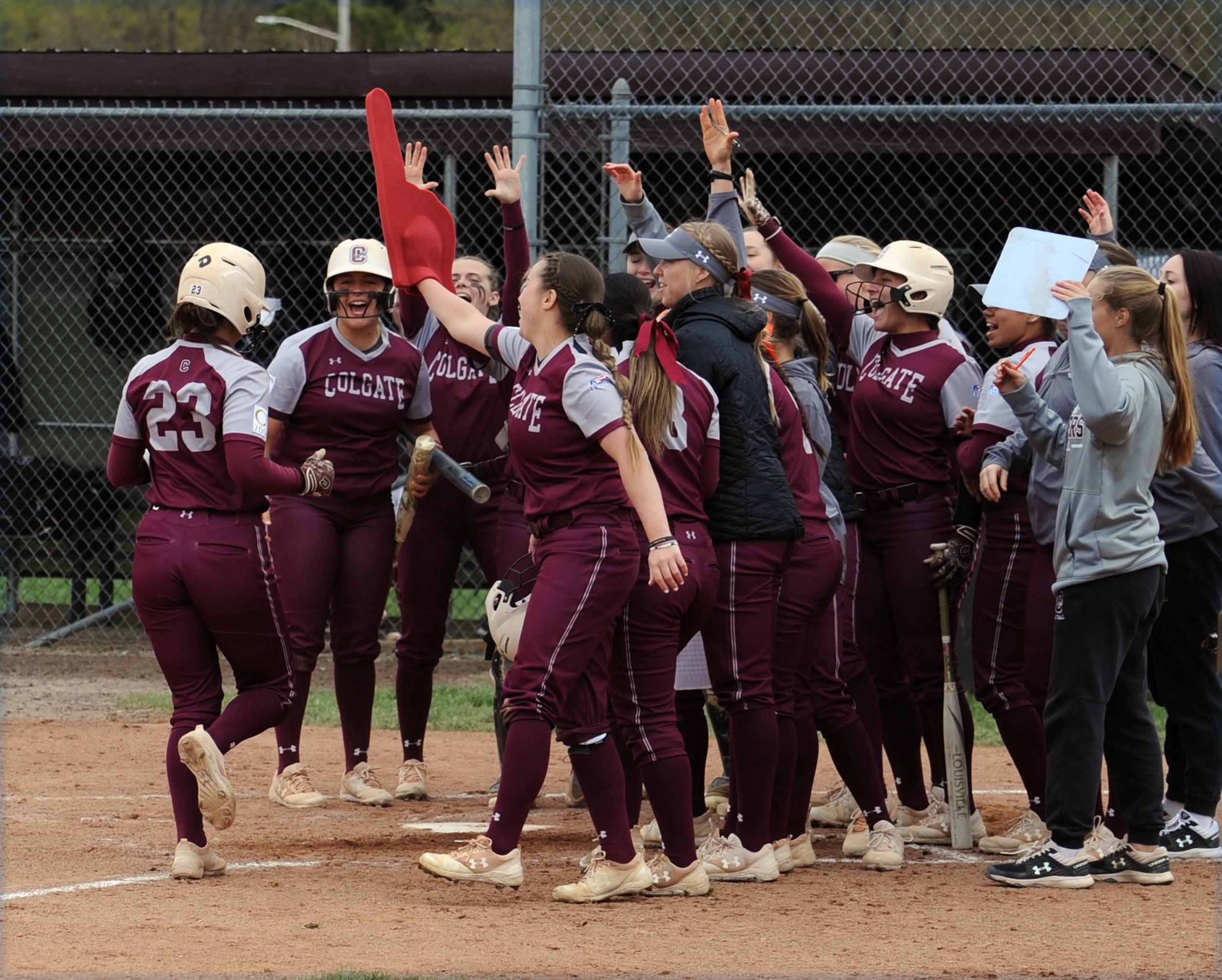 Nicole Rounsavill - Softball - Colgate University Athletics