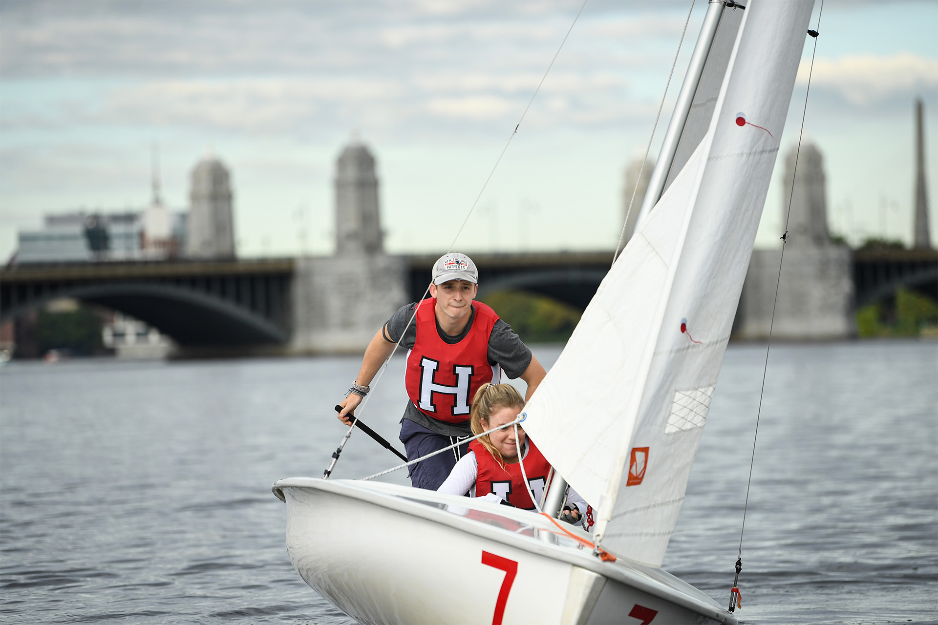 Sailing Opens Fall Competition with Six Regattas - Harvard University