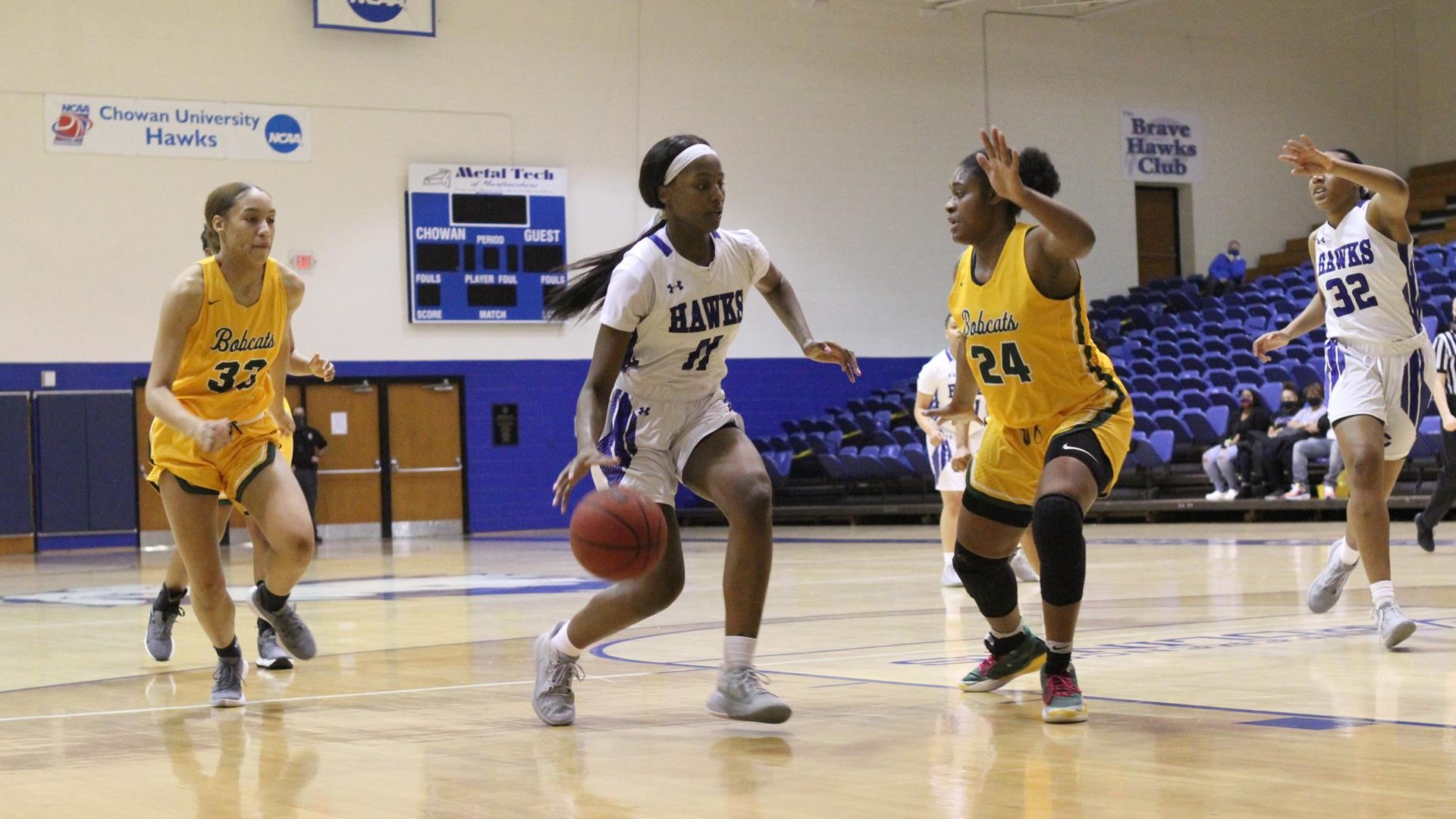 Destiny Robinson - Women's Basketball - Chowan University Athletics