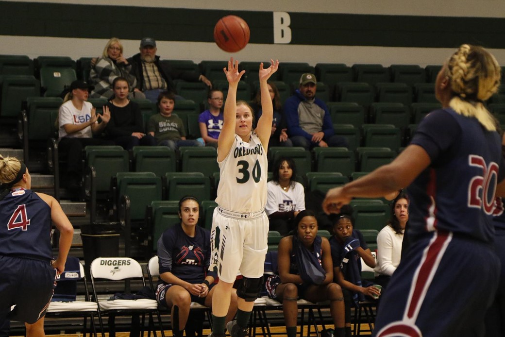 Sammy McGree - Women's Basketball - Montana Tech Athletics