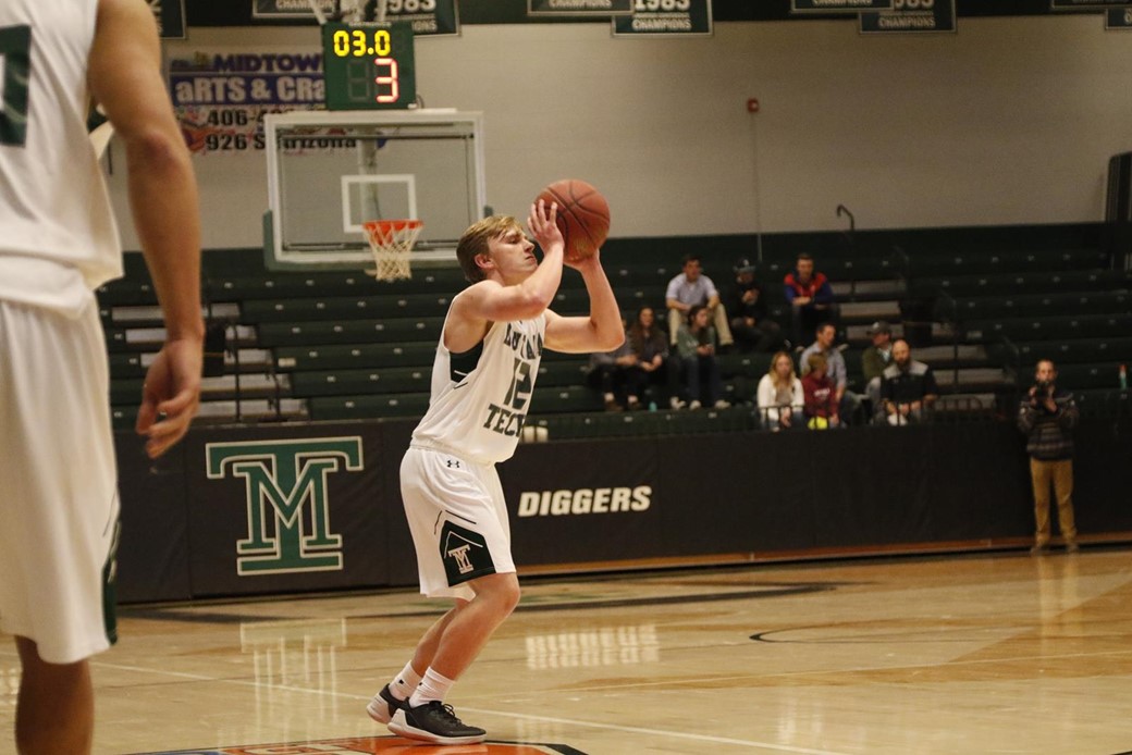 Nick Fitts - Men's Basketball - Montana Tech Athletics