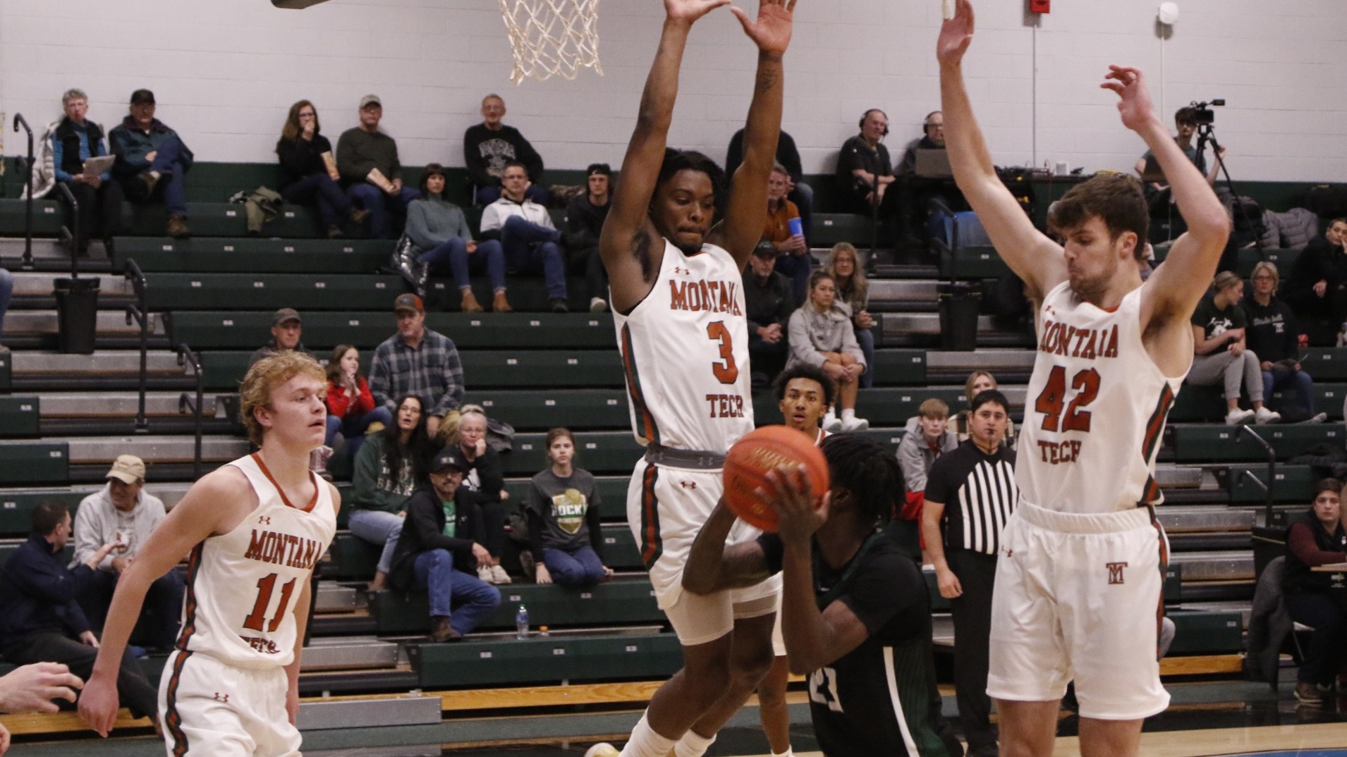 Orediggers Hold Steady at No. 12 in Coaches' Poll - Montana Tech Athletics