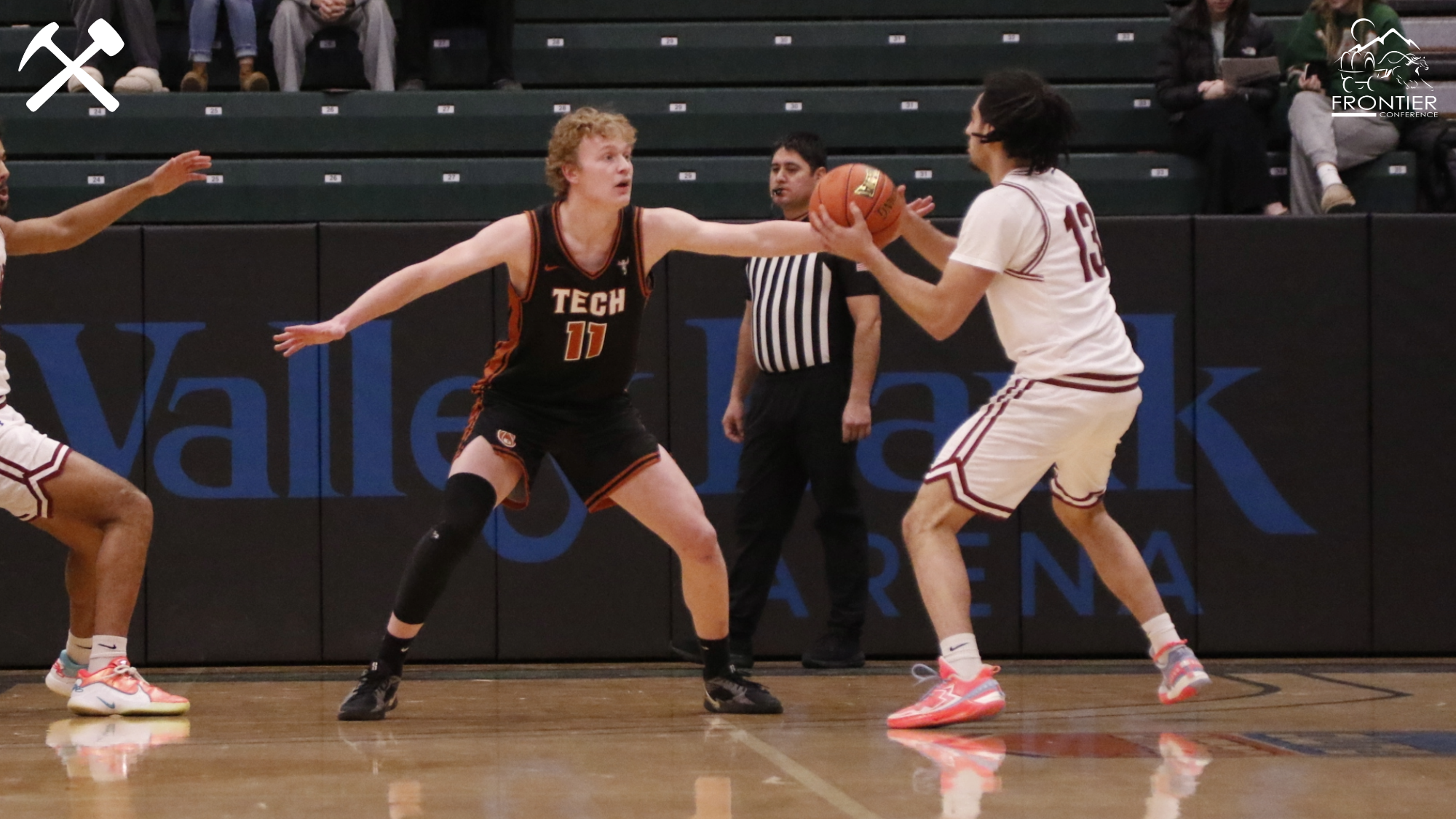 Men’s basketball sits 15th in NAIA top 25 - Montana Tech Athletics