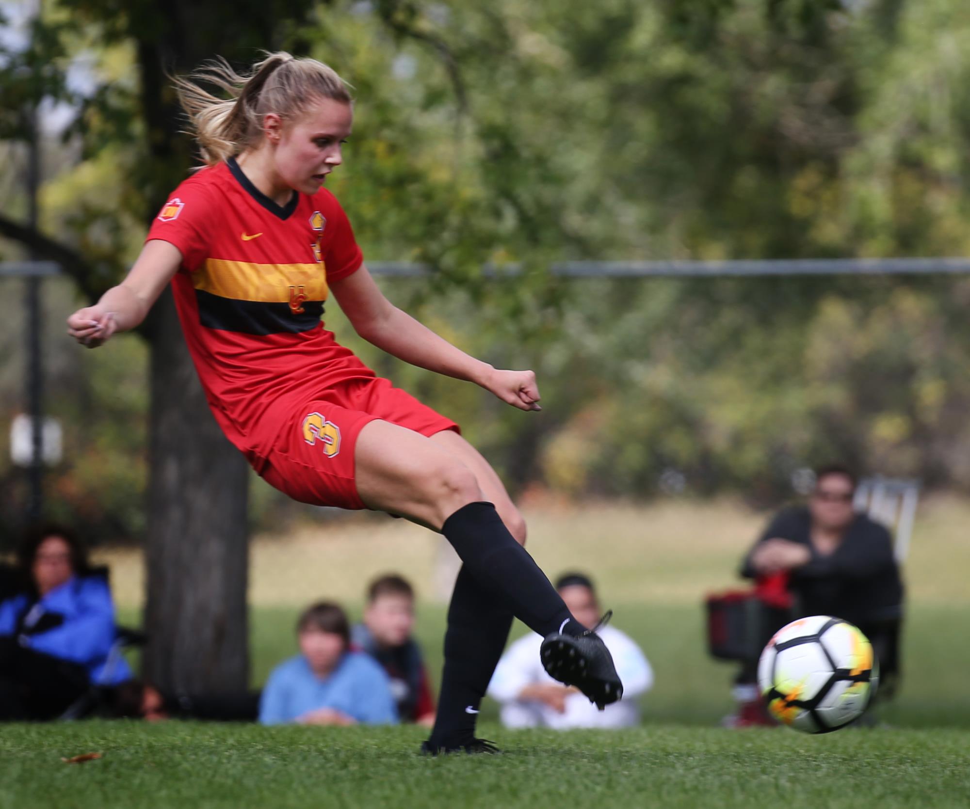 Mikuska PK caps off Dinos' dominant effort - University of Calgary ...