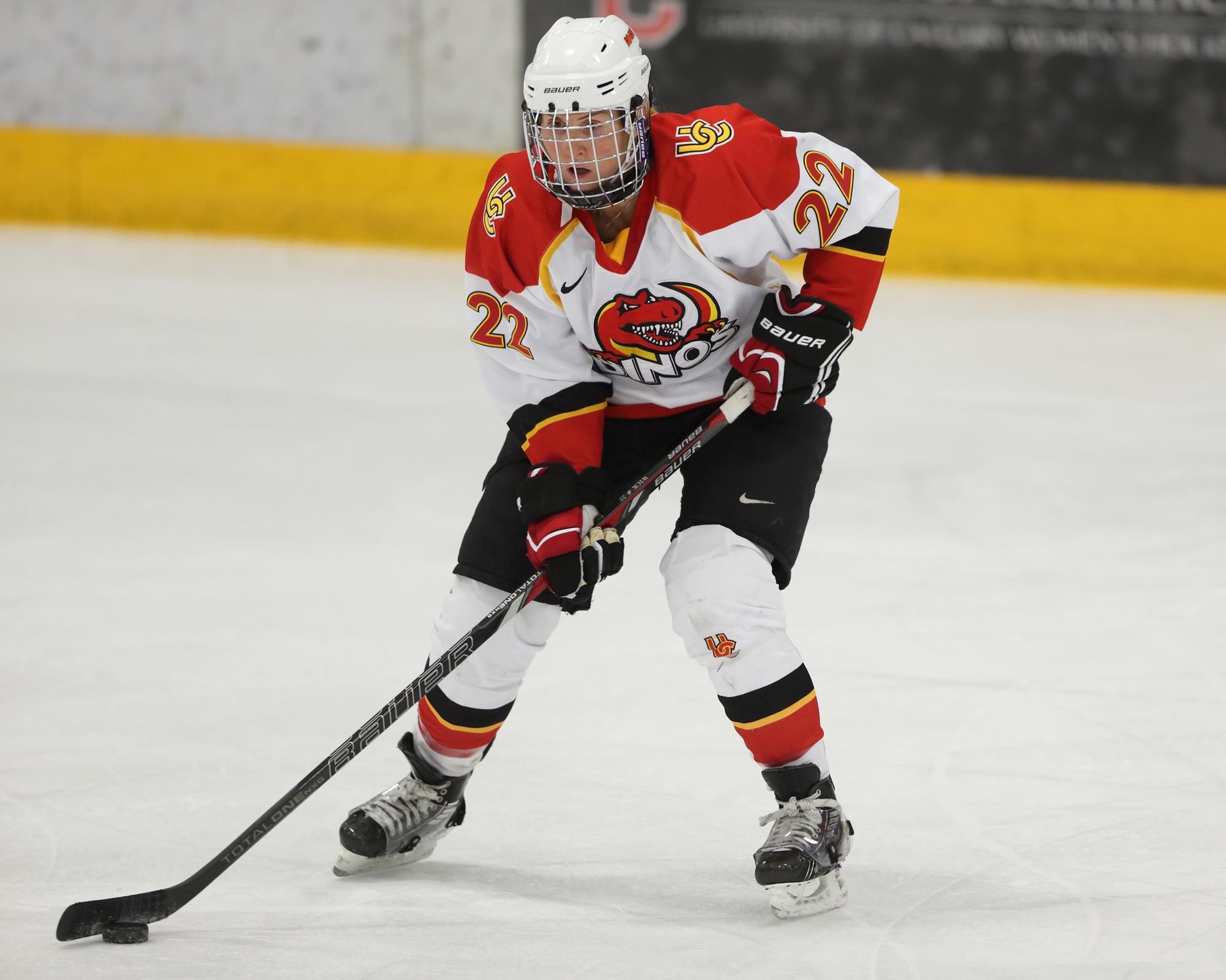Hayley Wickenheiser - 2014-15 - Women's Hockey - University of Calgary ...