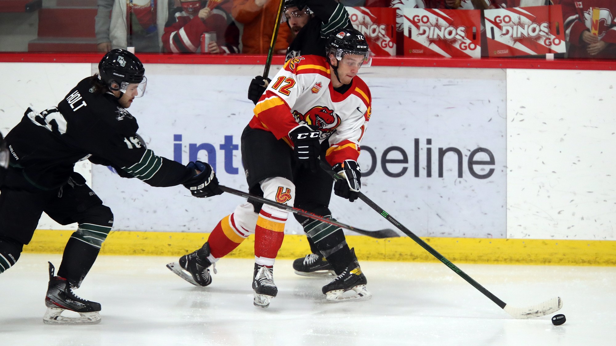 Tyson Upper - 2023-24 - Men's Hockey - University of Calgary Athletics