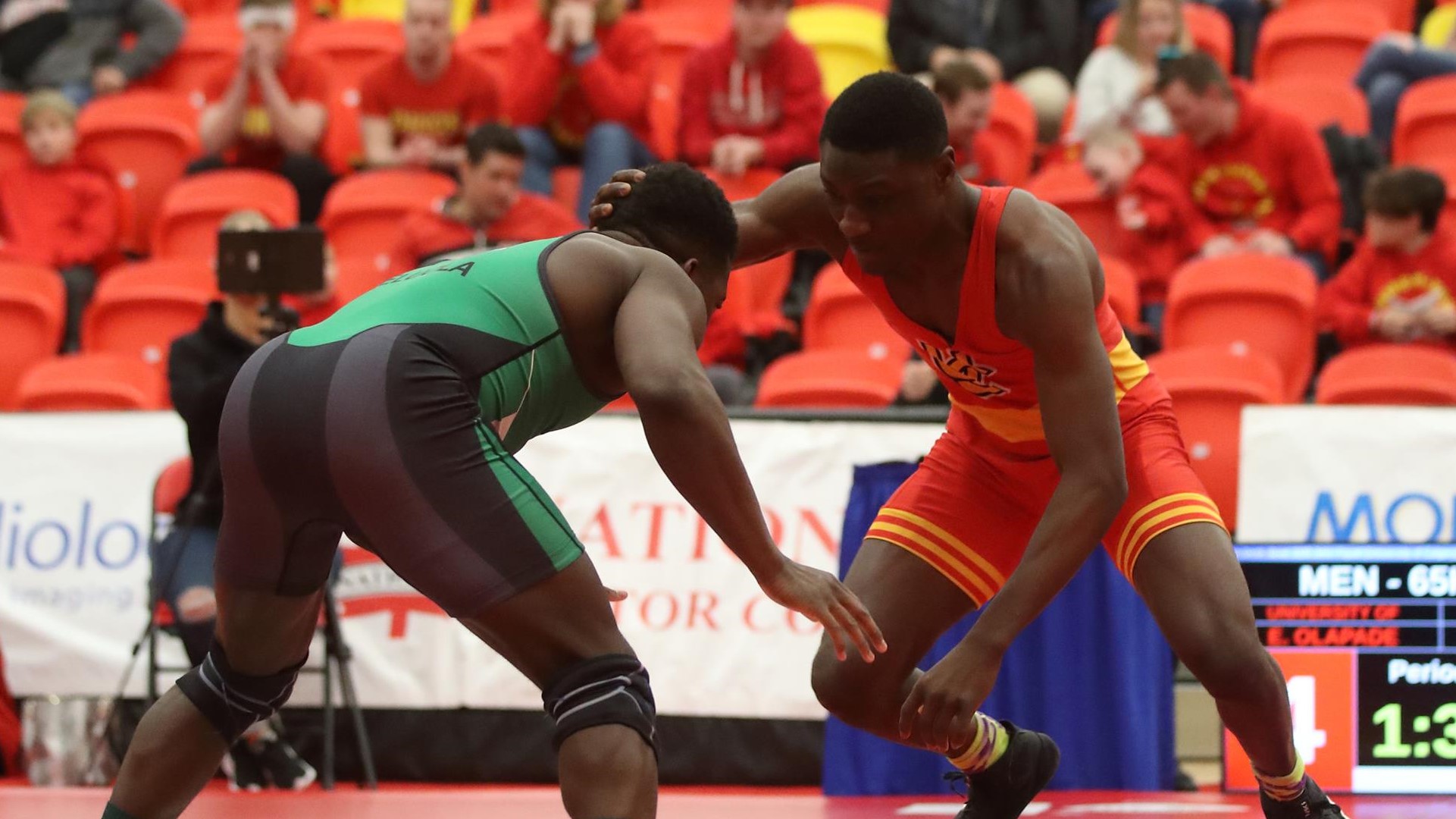 Emmanuel Olapade - 2021-22 - Wrestling - University of Calgary Athletics
