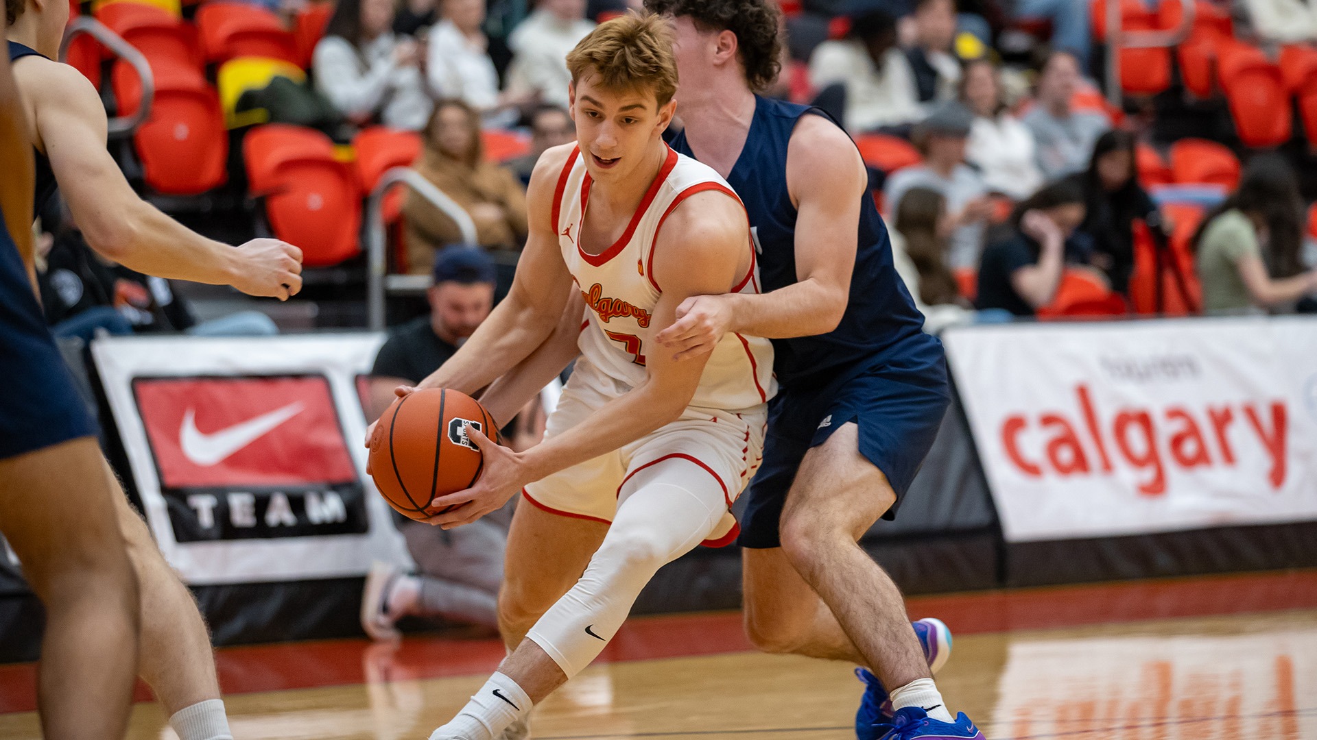 Dinos triumph on Pack the Jack - University of Calgary Athletics