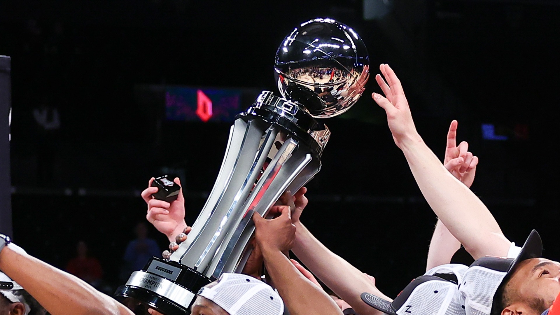 Atlantic 10 Championship Trophy Tour Announced - Duquesne University ...