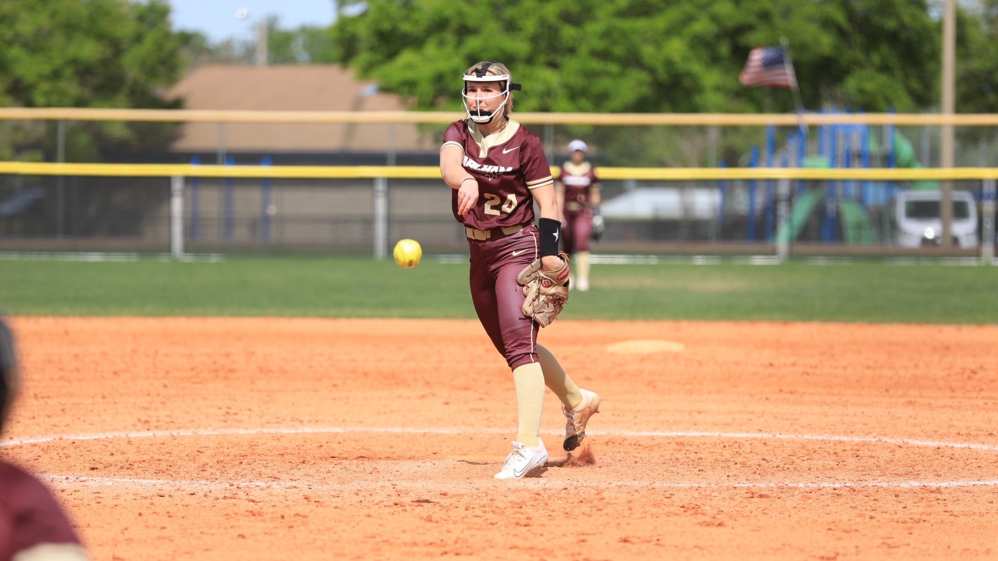 Softball drops two in Florida - Earlham College